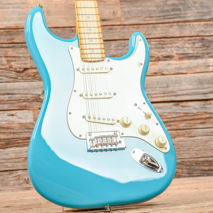 Fender American Professional II Stratocaster Miami Blue 2021 – Chicago ...
