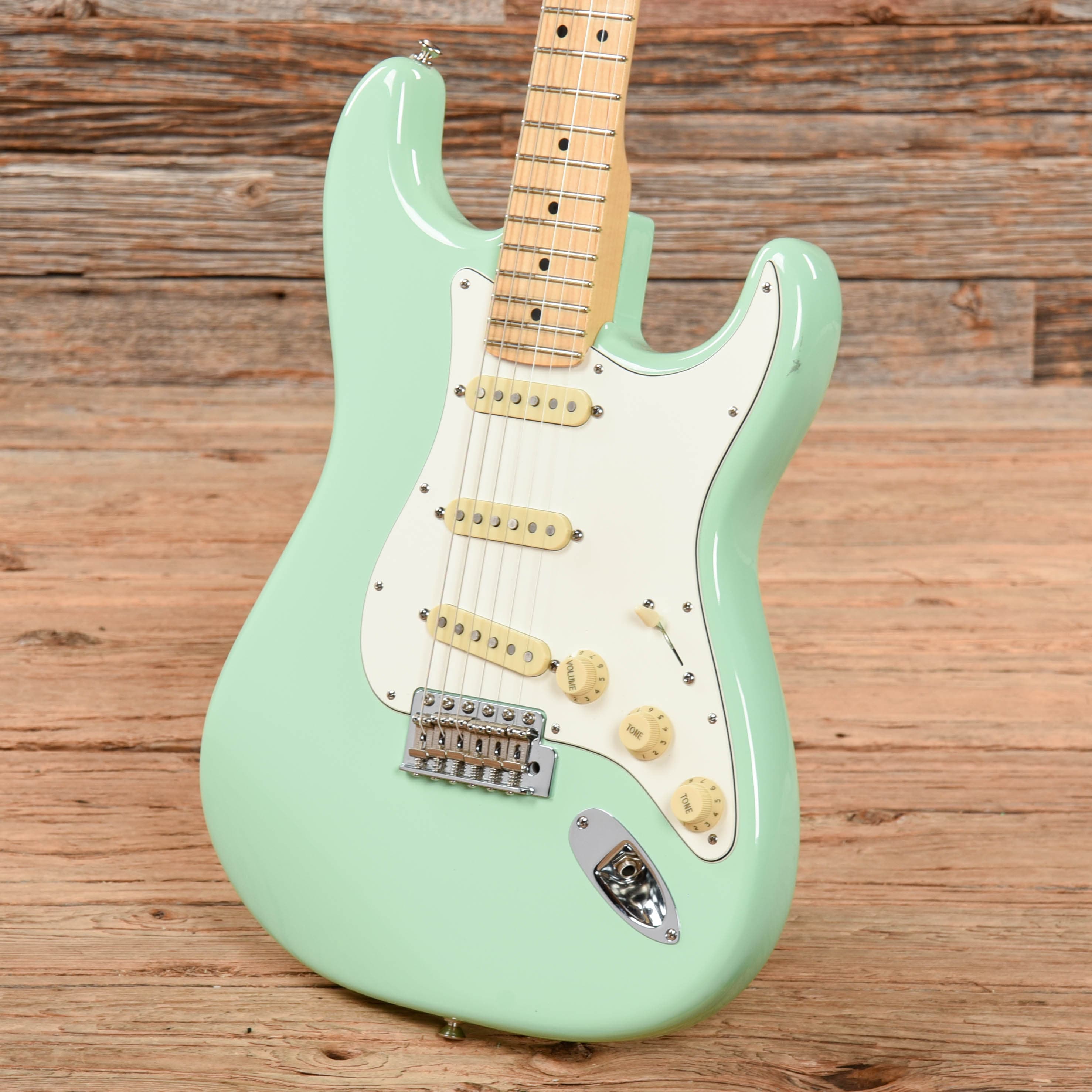 Fender American Special Stratocaster – Chicago Music Exchange