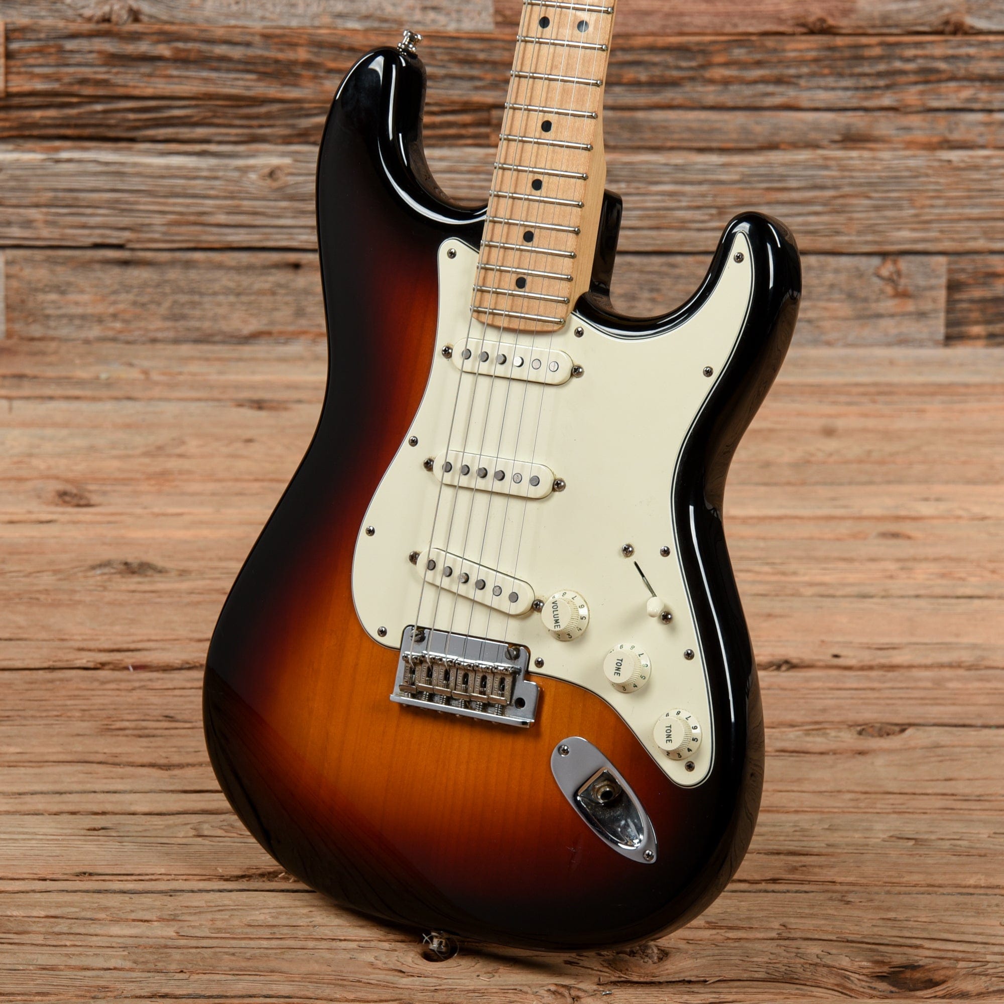 Fender American Standard Stratocaster 3-Color Sunburst 2008 – Chicago ...