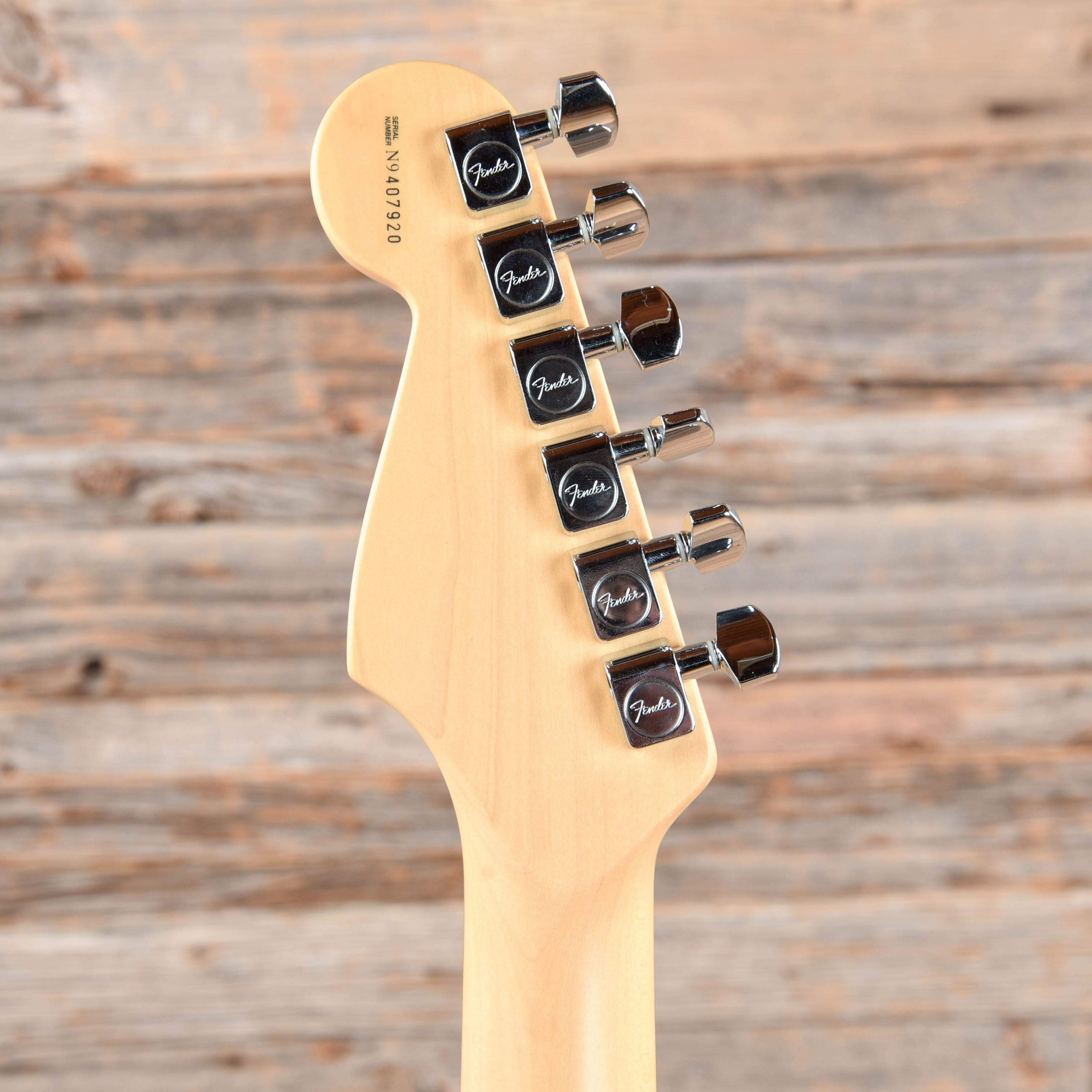 Fender American Standard Stratocaster Inca Silver 1999 – Chicago Music ...