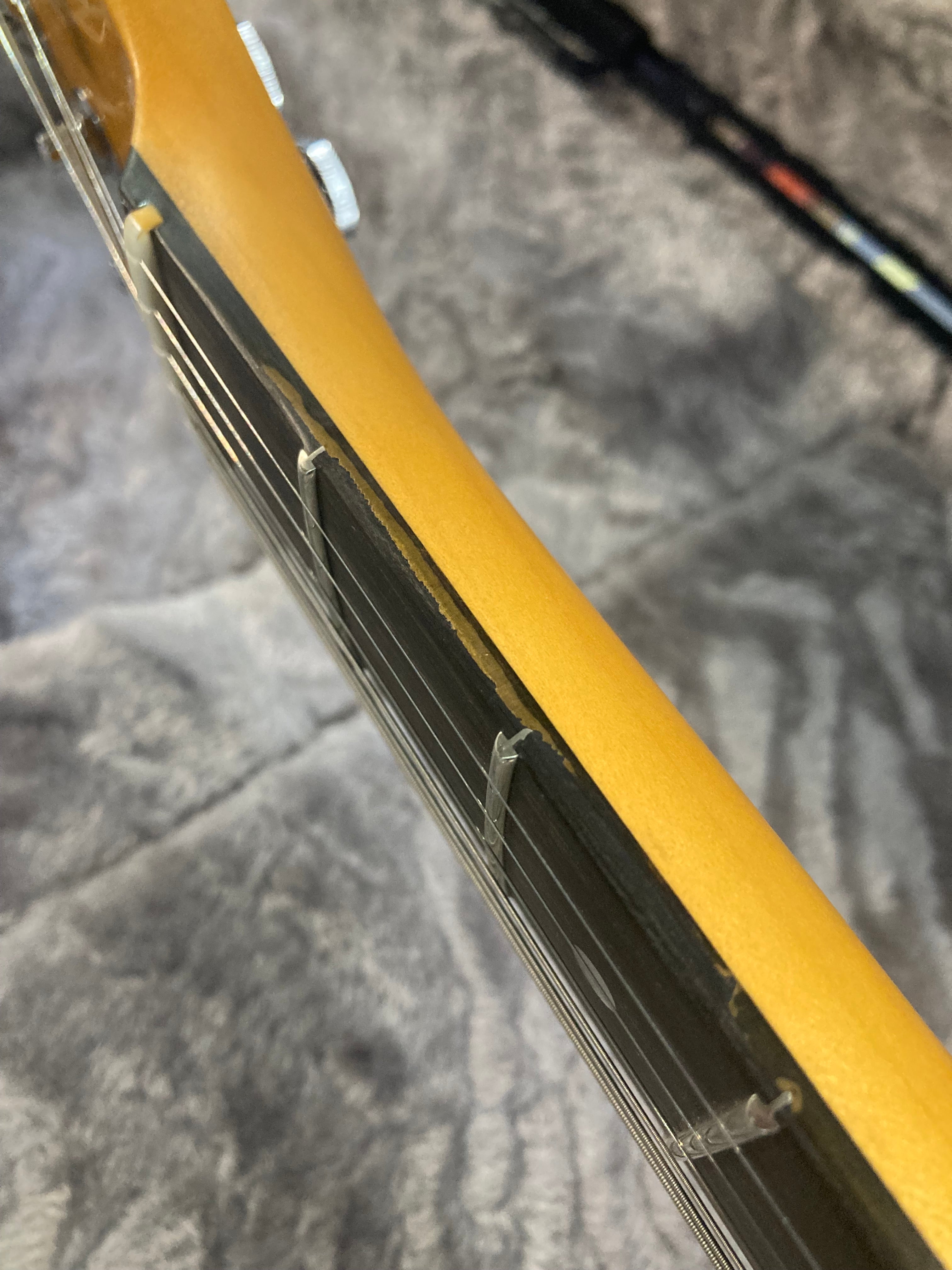 Fender American Ultra Stratocaster Bubble Gum Metallic w/Ebony Fingerb ...