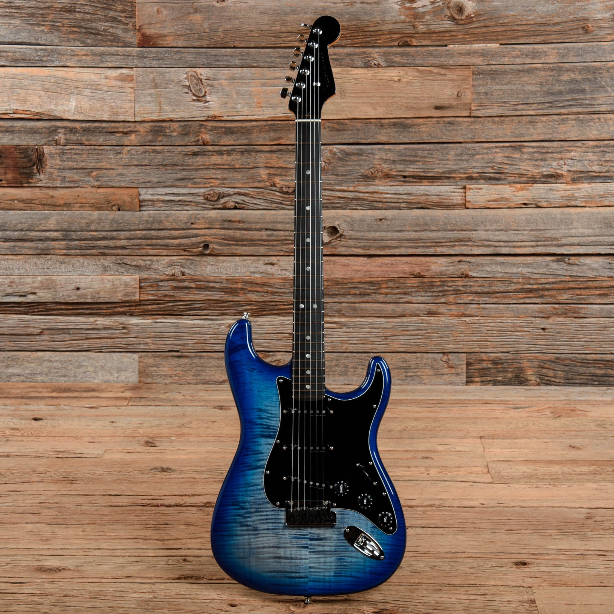 Fender American Ultra Stratocaster HSS w/Ebony Fretboard Denim Burst 2 ...