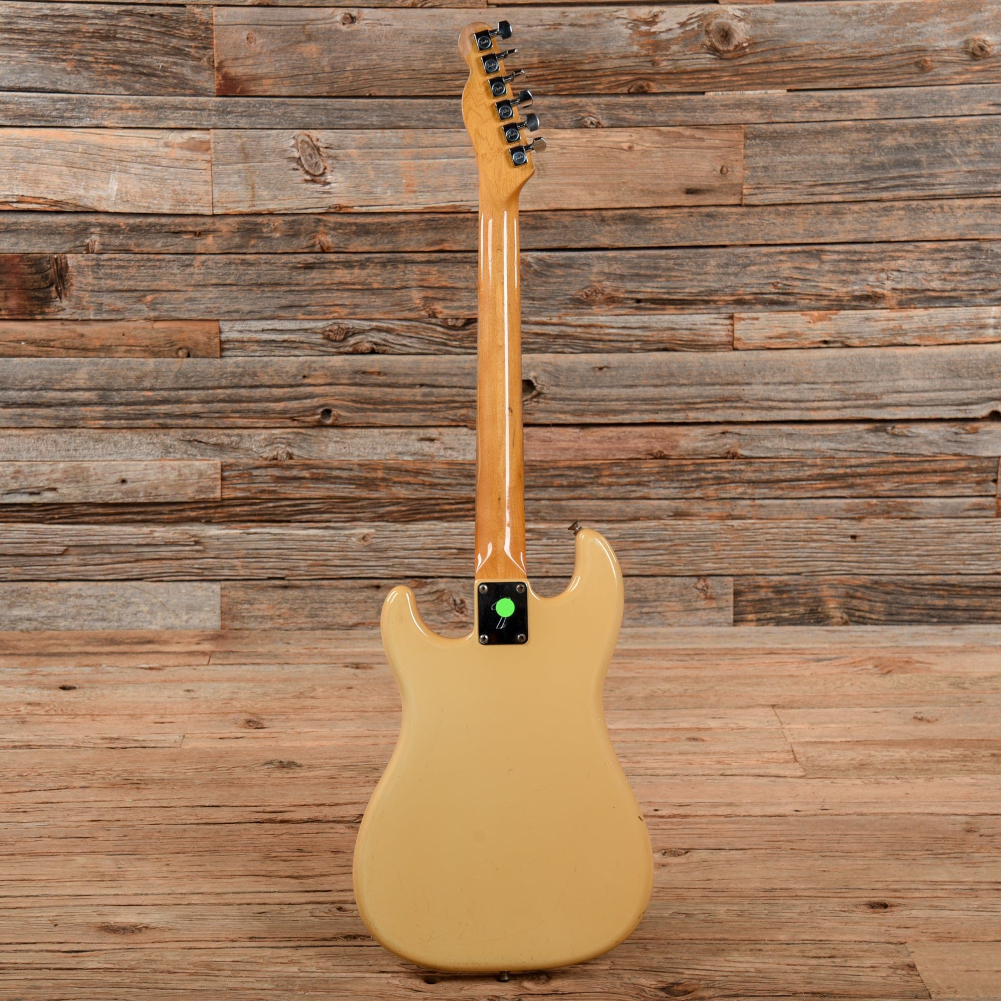 Fender Bullet Guitar White 1987 – Chicago Music Exchange