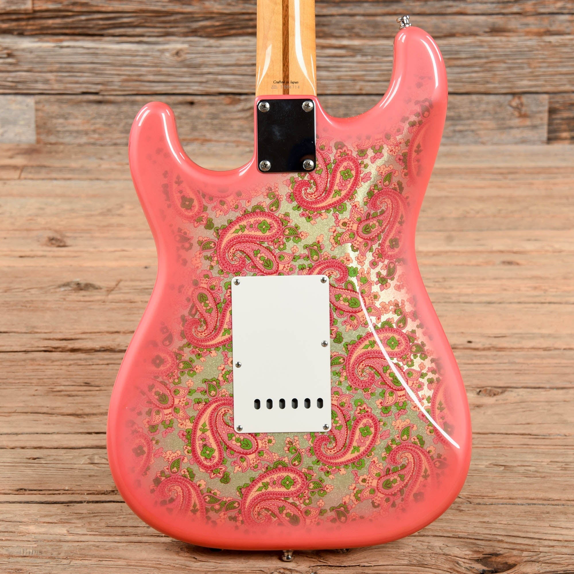 Fender CIJ Stratocaster Pink Paisley – Chicago Music Exchange