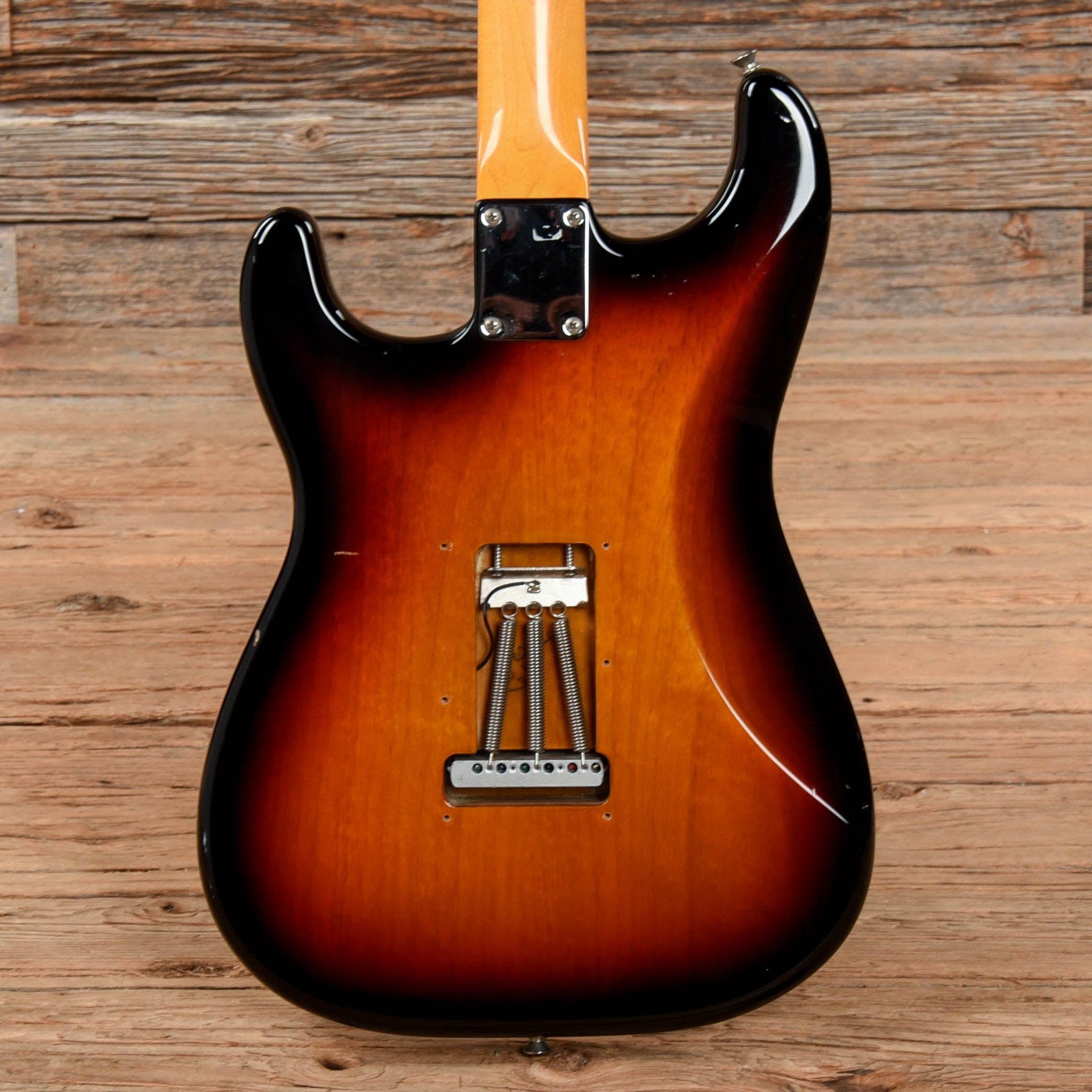 Fender Classic Series '60s Stratocaster Lacquer 3-Color Sunburst 2013 ...