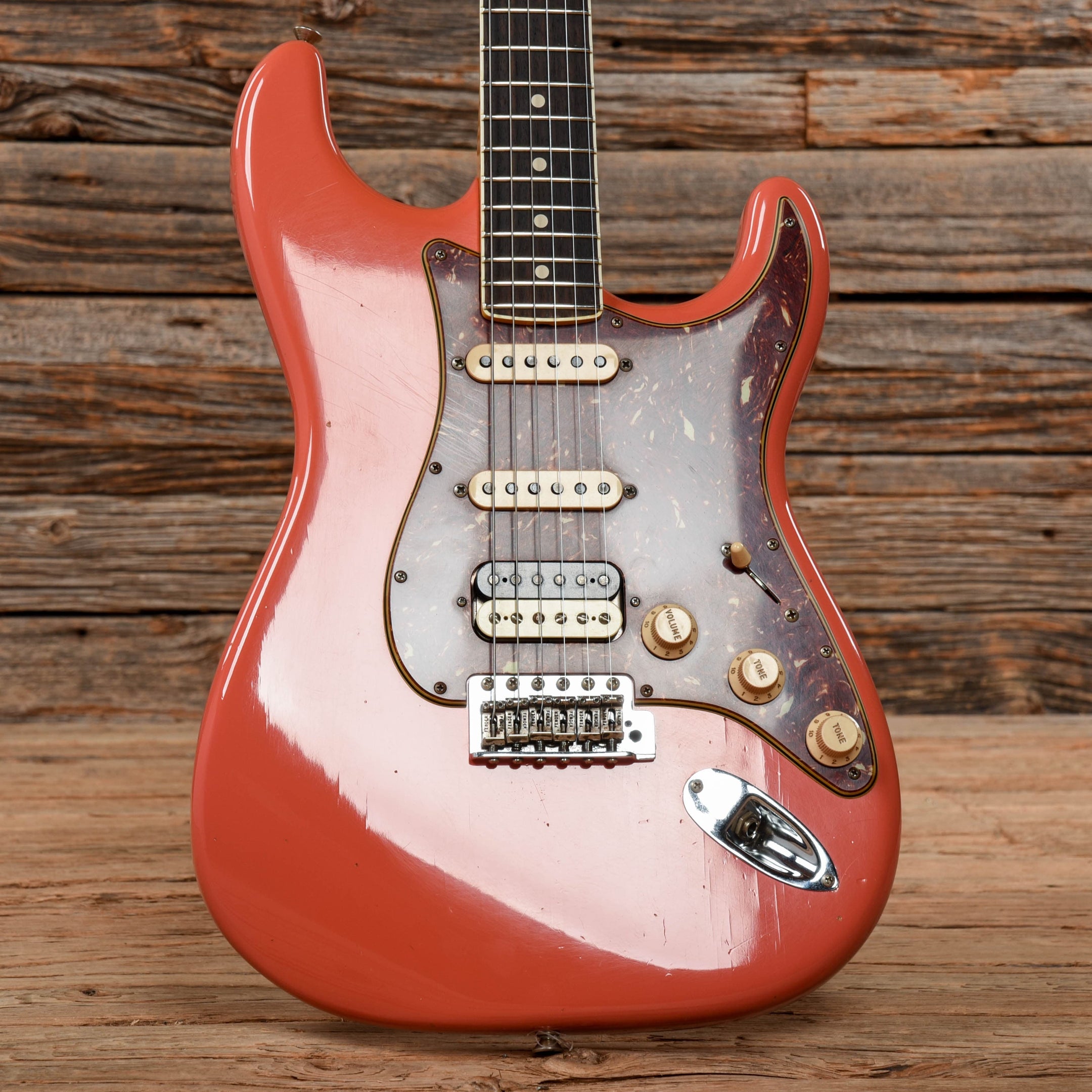 Fender Custom Postmodern Stratocaster HSS Journeyman Relic Salmon Pink ...