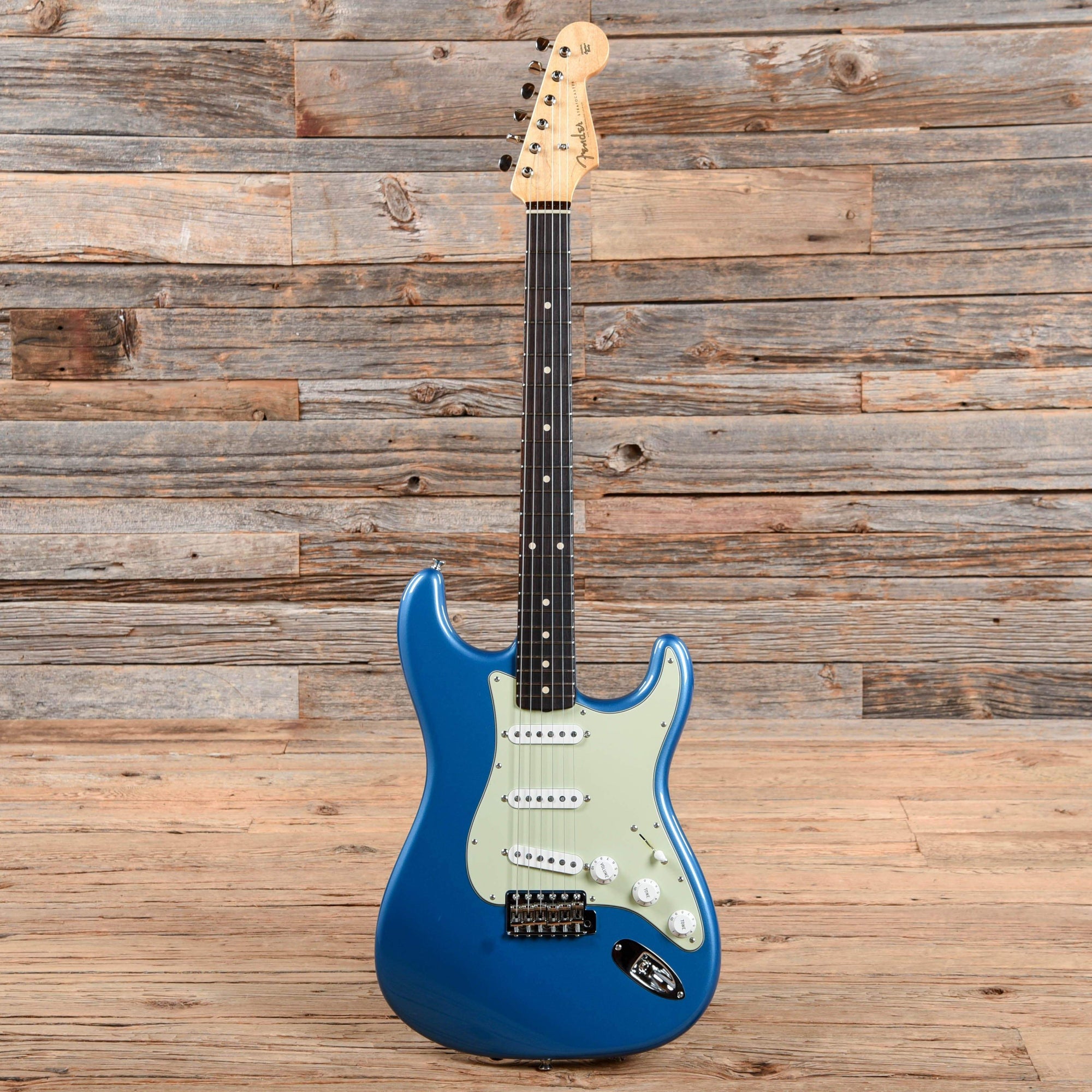 Fender Custom Shop 1960 Stratocaster NOS Lake Placid Blue 2015 ...