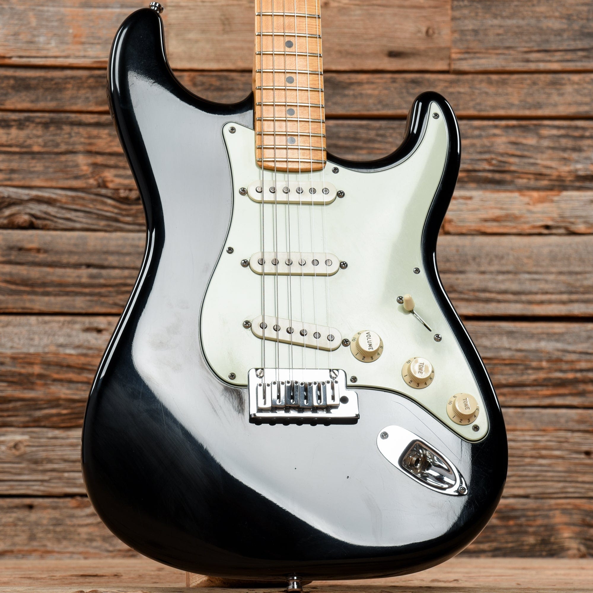 Fender Custom Shop Stratocaster Pro NOS Black 2012 – Chicago Music Exchange