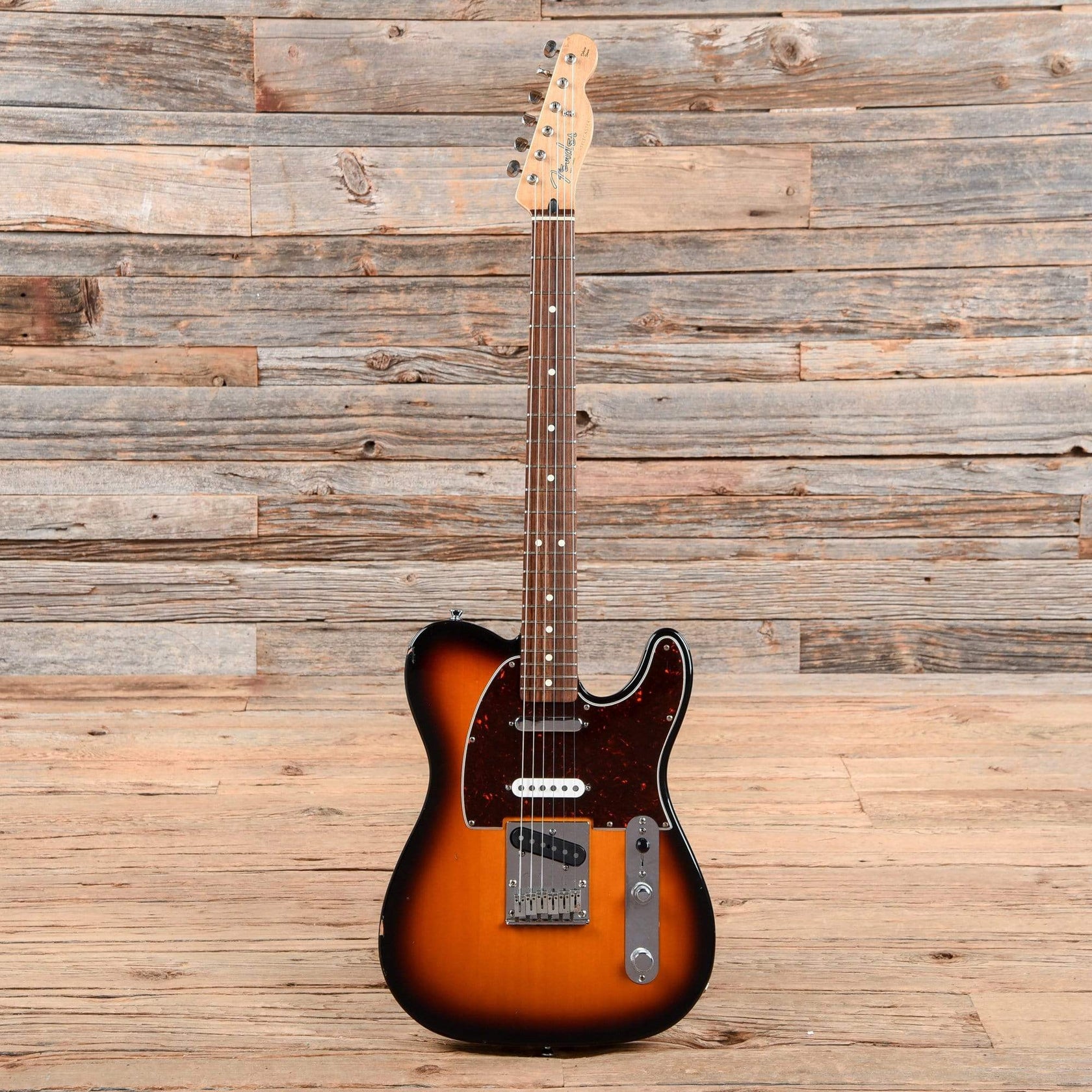 Fender Deluxe Nashville Telecaster w/Fishman Powerbridge Sunburst 2000 ...