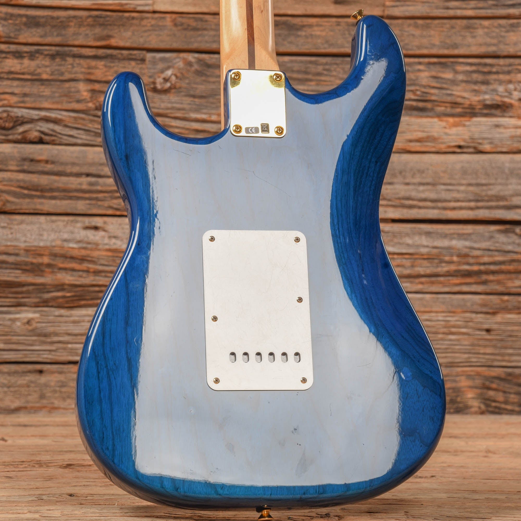 Fender Deluxe Players Stratocaster Sapphire Blue Transparent 2006 ...