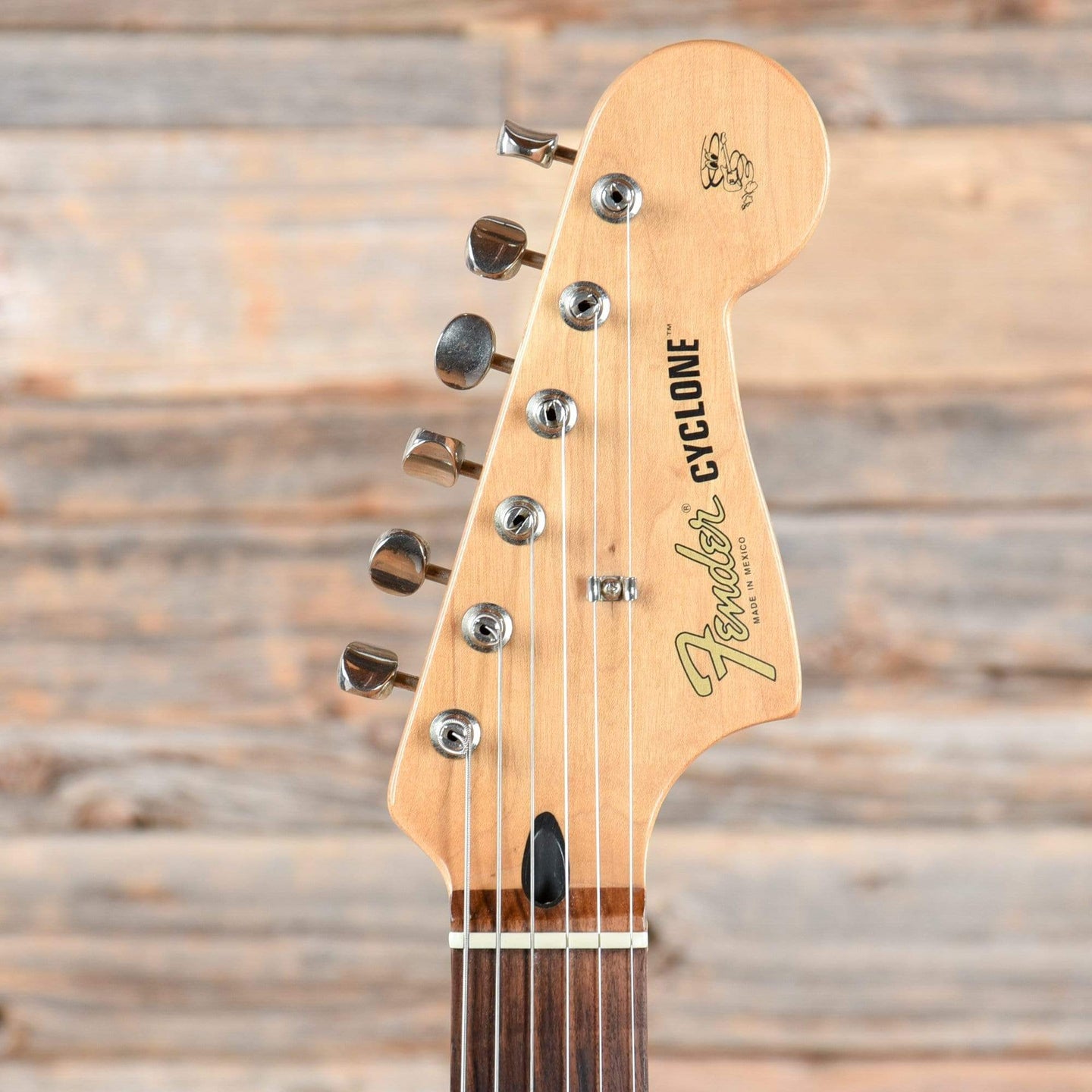 Fender Deluxe Series Cyclone II Candy Apple Red 2002 – Chicago Music ...