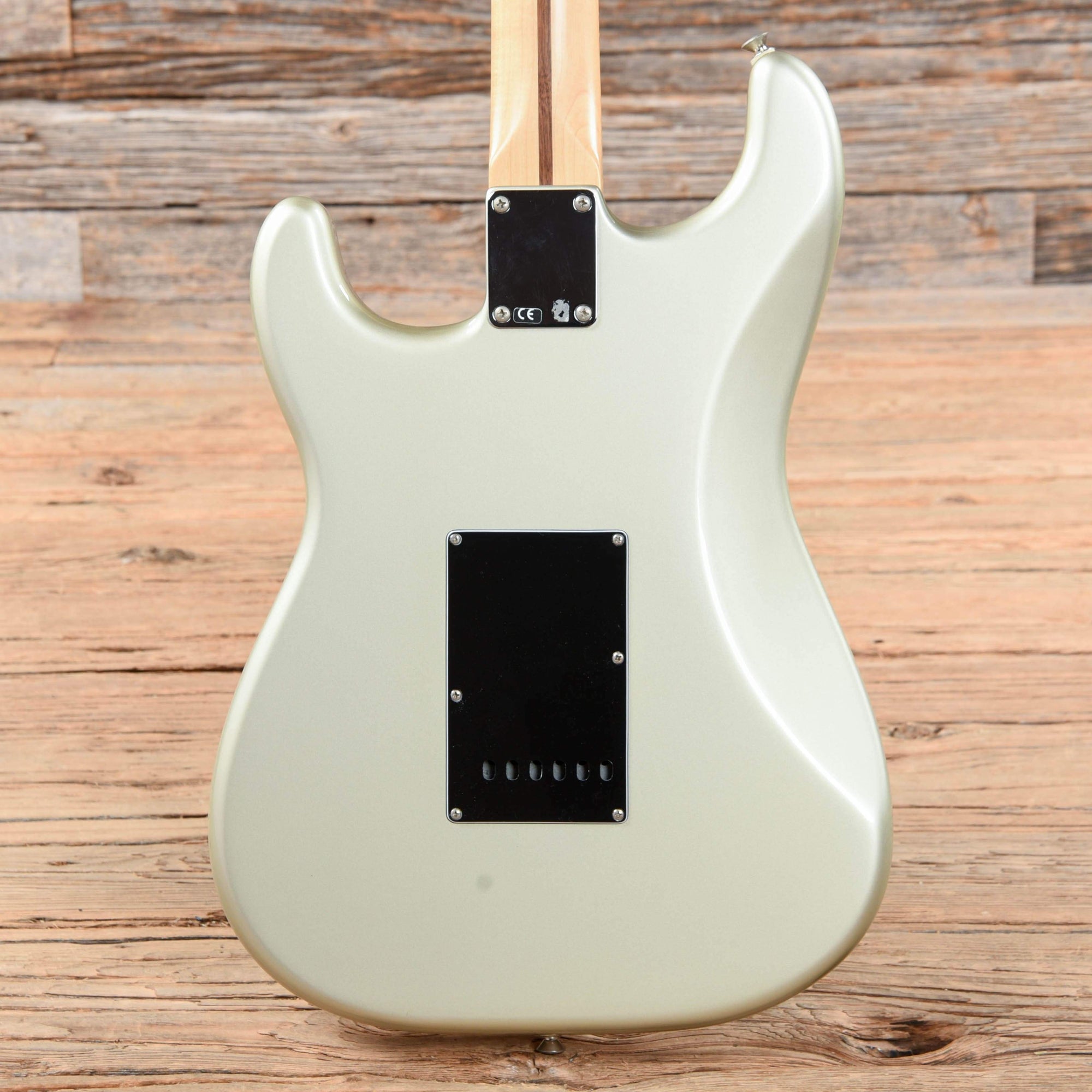 Fender FSR Standard Stratocaster Platinum 2014 – Chicago Music Exchange