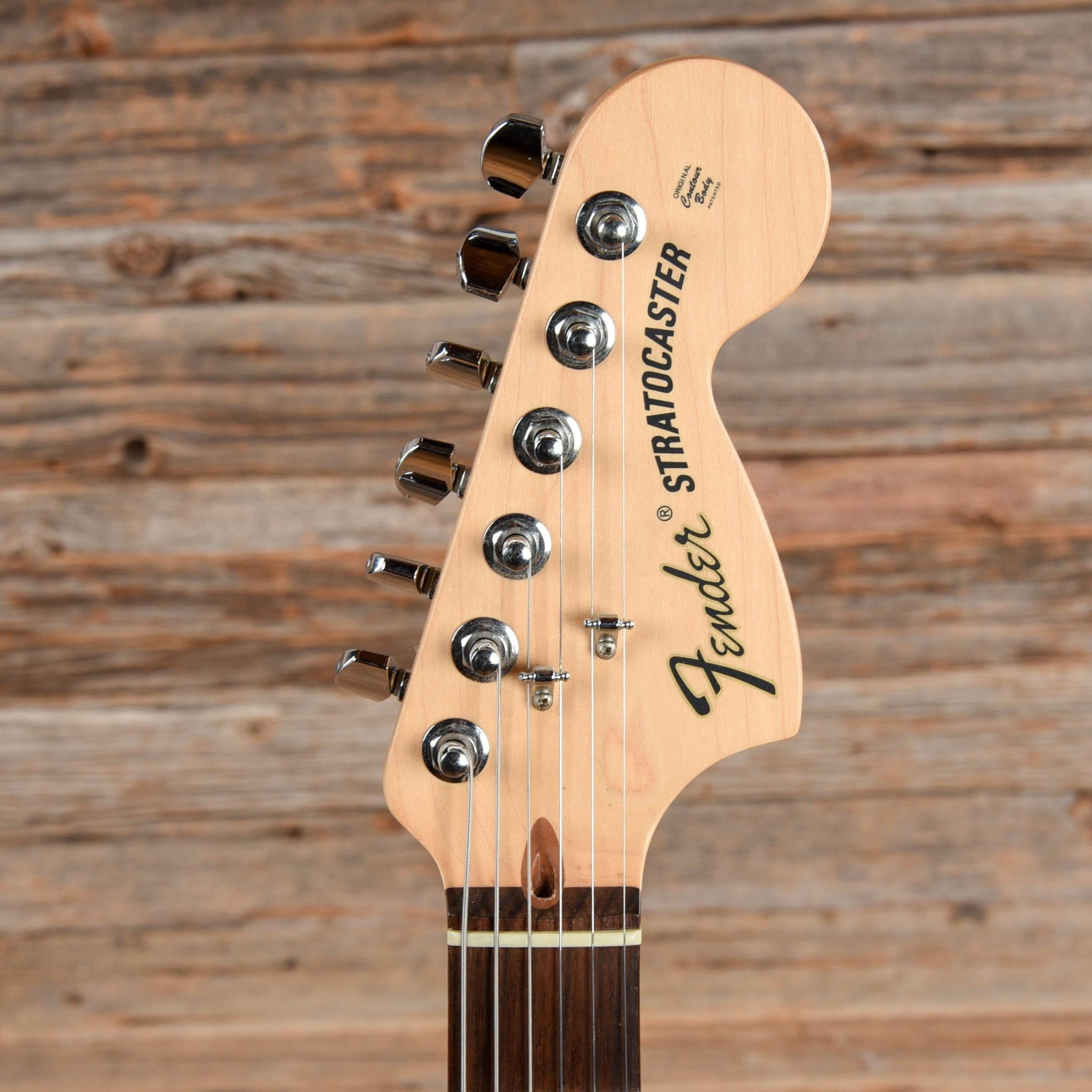 Fender Highway 1 Stratocaster Sunburst 2006 – Chicago Music Exchange