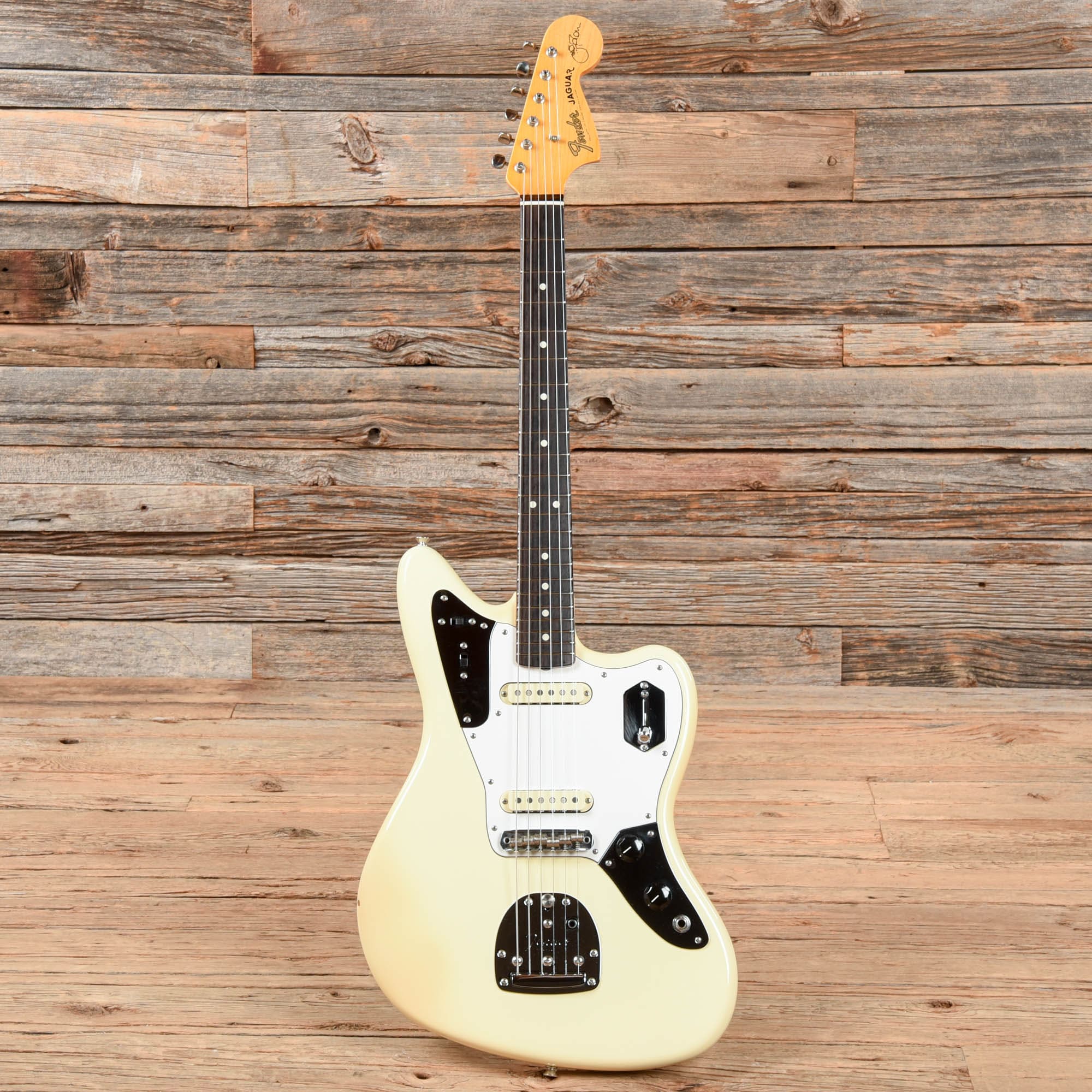 Fender Johnny Marr Signature Jaguar Olympic White 2015 – Chicago Music ...
