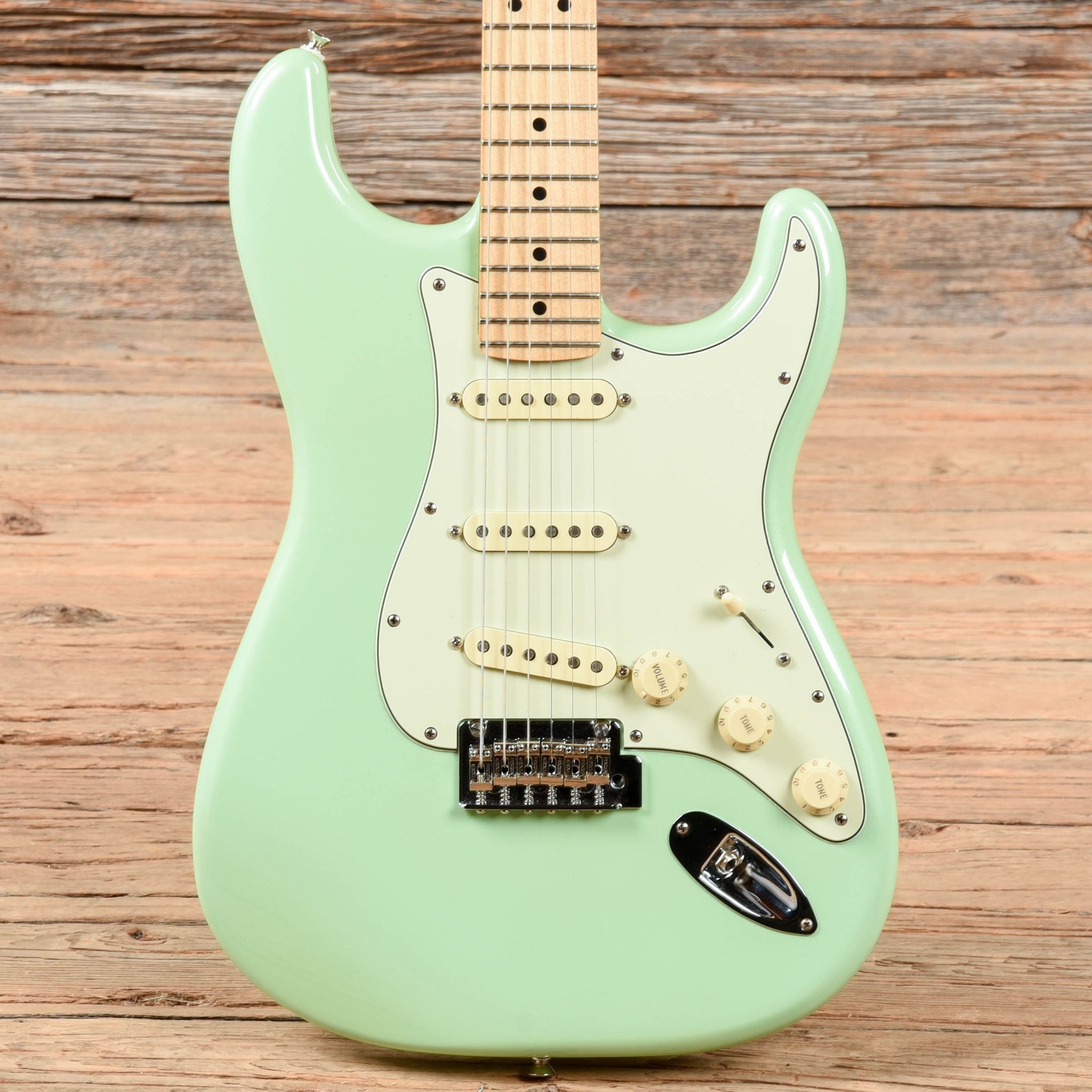 Fender Limited Edition Player Stratocaster Sea Foam Pearl 2021 ...