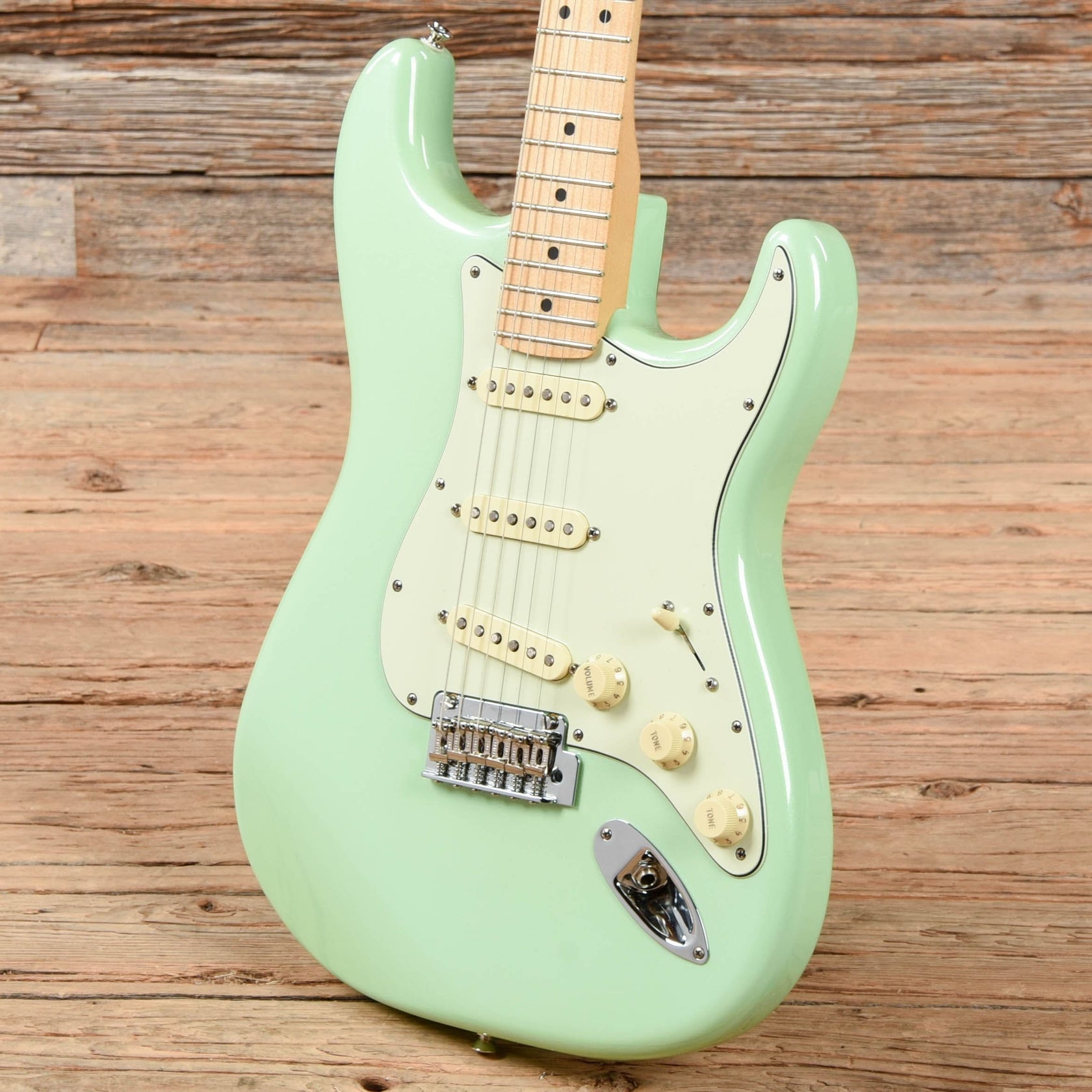 Fender Limited Edition Player Stratocaster Sea Foam Pearl 2021 ...