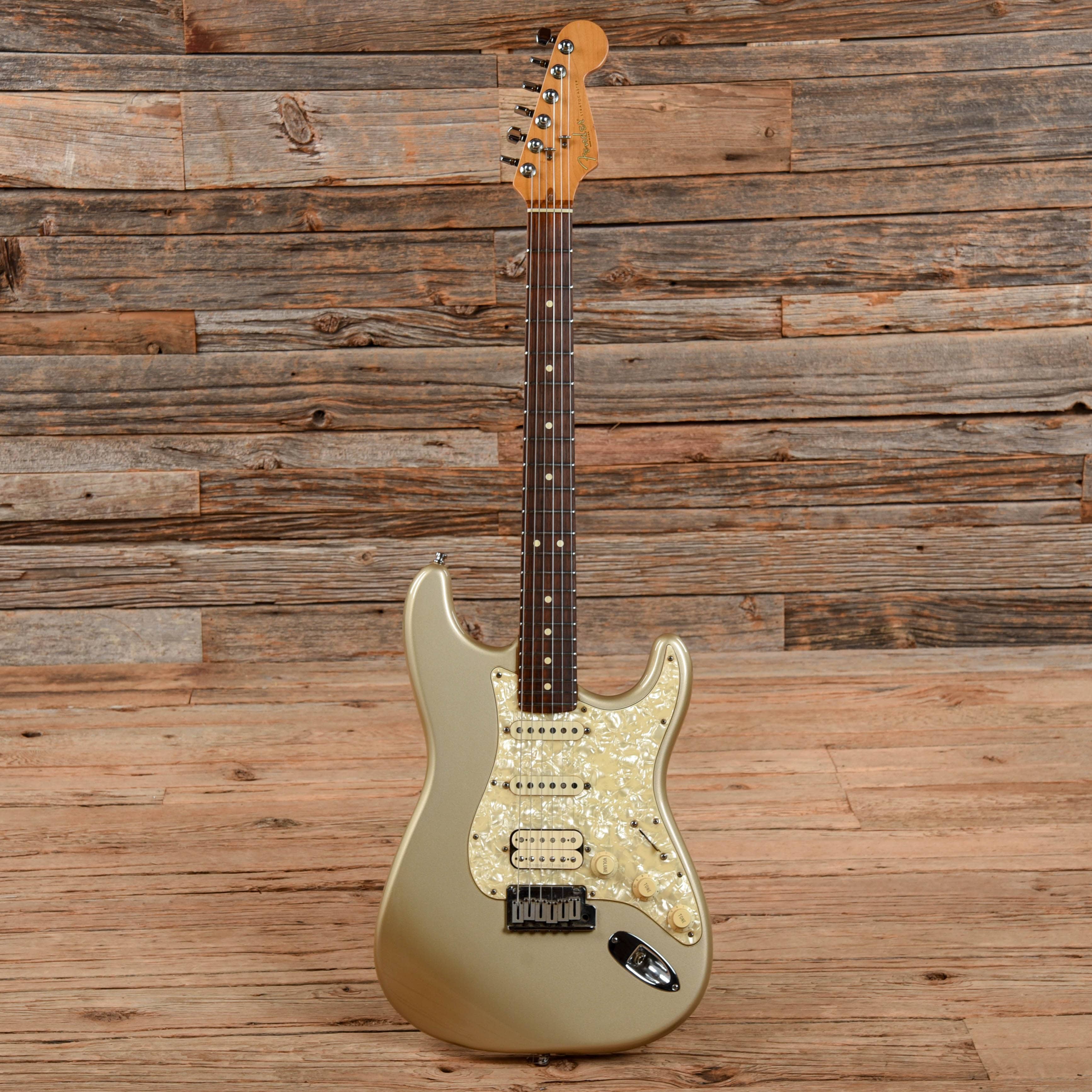 Fender Lonestar Stratocaster Gold 1997 – Chicago Music Exchange