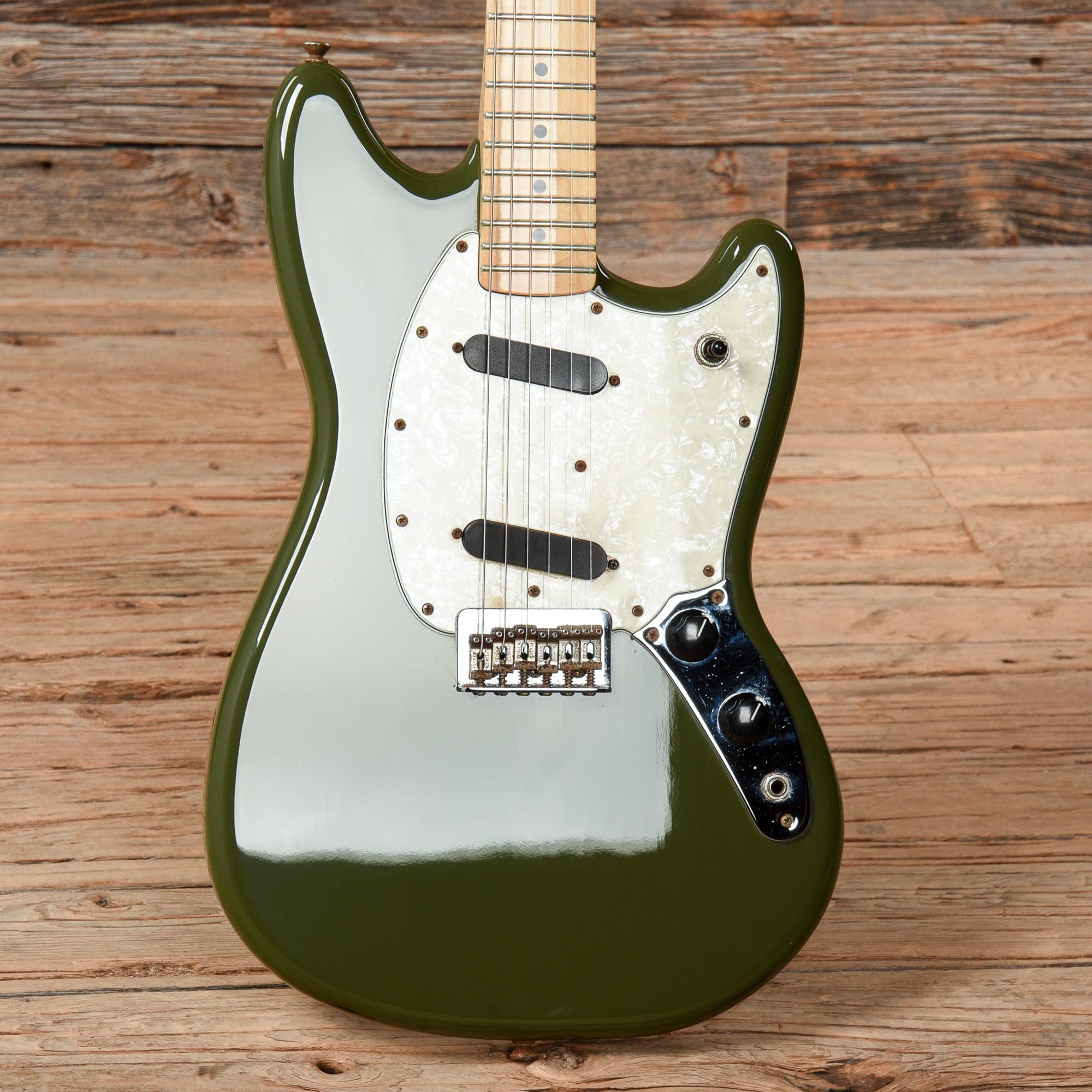 Fender Player Mustang Olive Green 2017 – Chicago Music Exchange