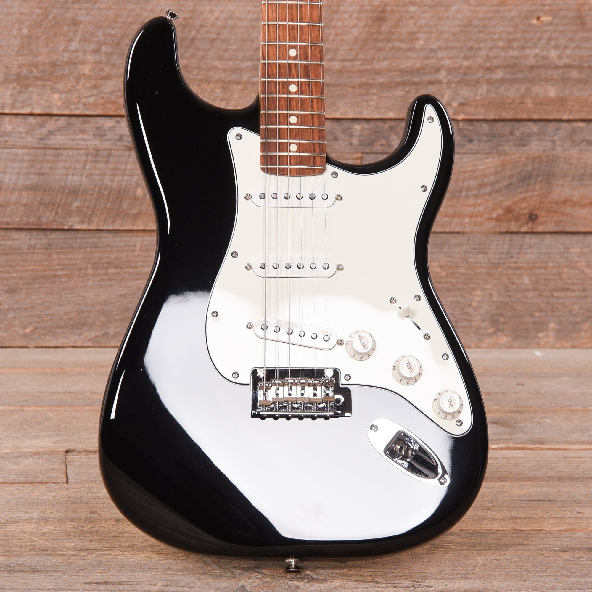 Fender Player Stratocaster Black – Chicago Music Exchange