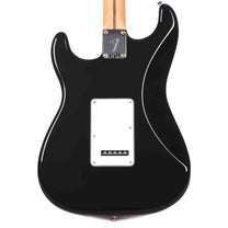 Fender Player Stratocaster HSS MN Black Bundle w/Fender Gig Bag, Stand ...