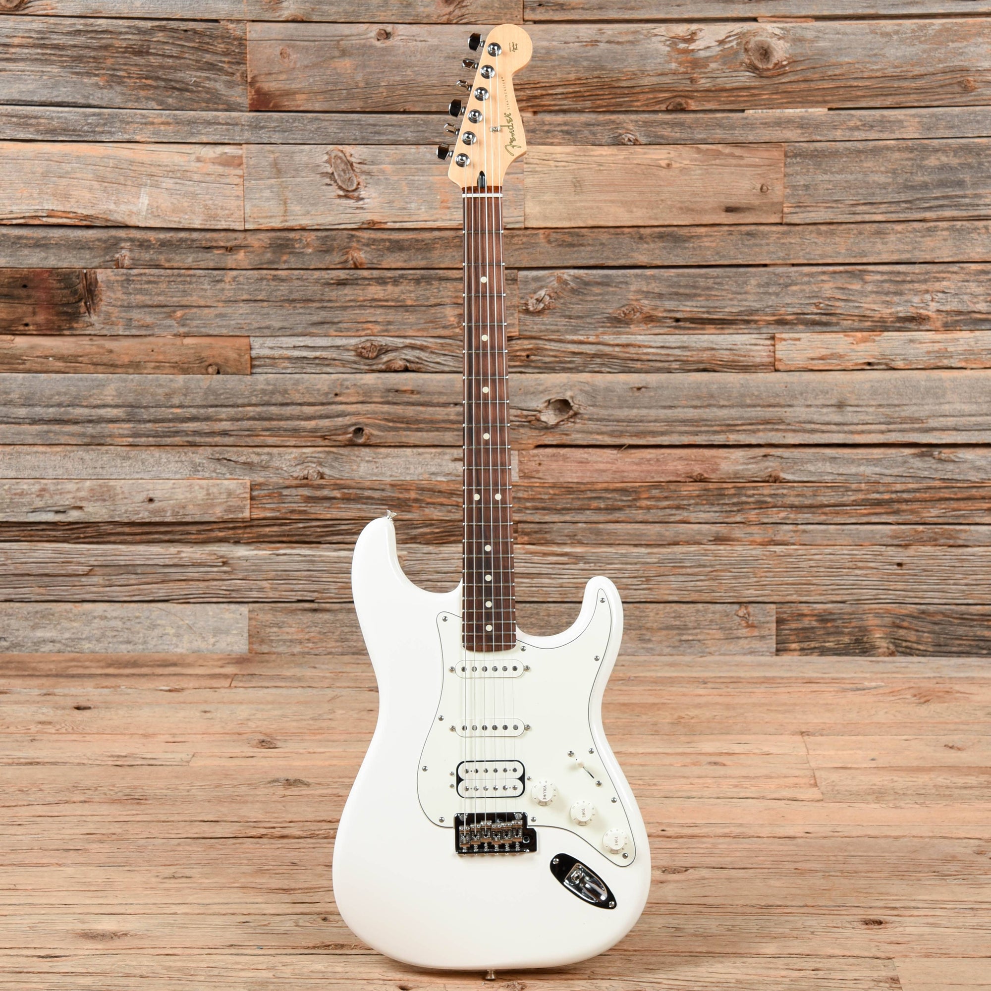 Fender Player Stratocaster HSS Polar White 2020 – Chicago Music Exchange