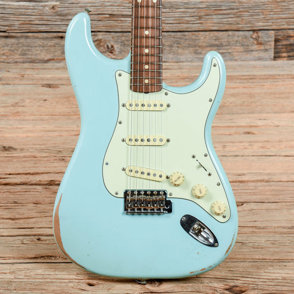 Fender Road Worn '60s Stratocaster Daphne Blue w/Pure Vintage '59 Pick ...