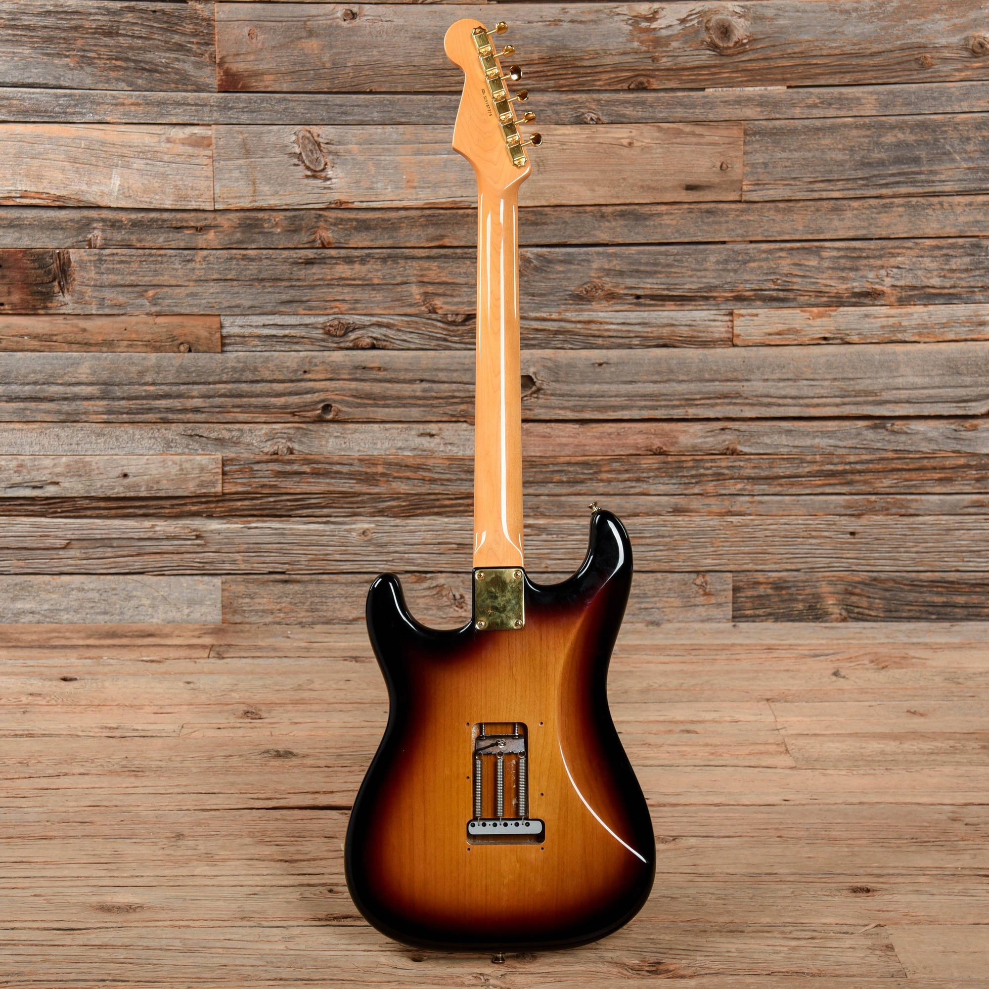 Fender SRV Signature Strat Sunburst 2005 – Chicago Music Exchange