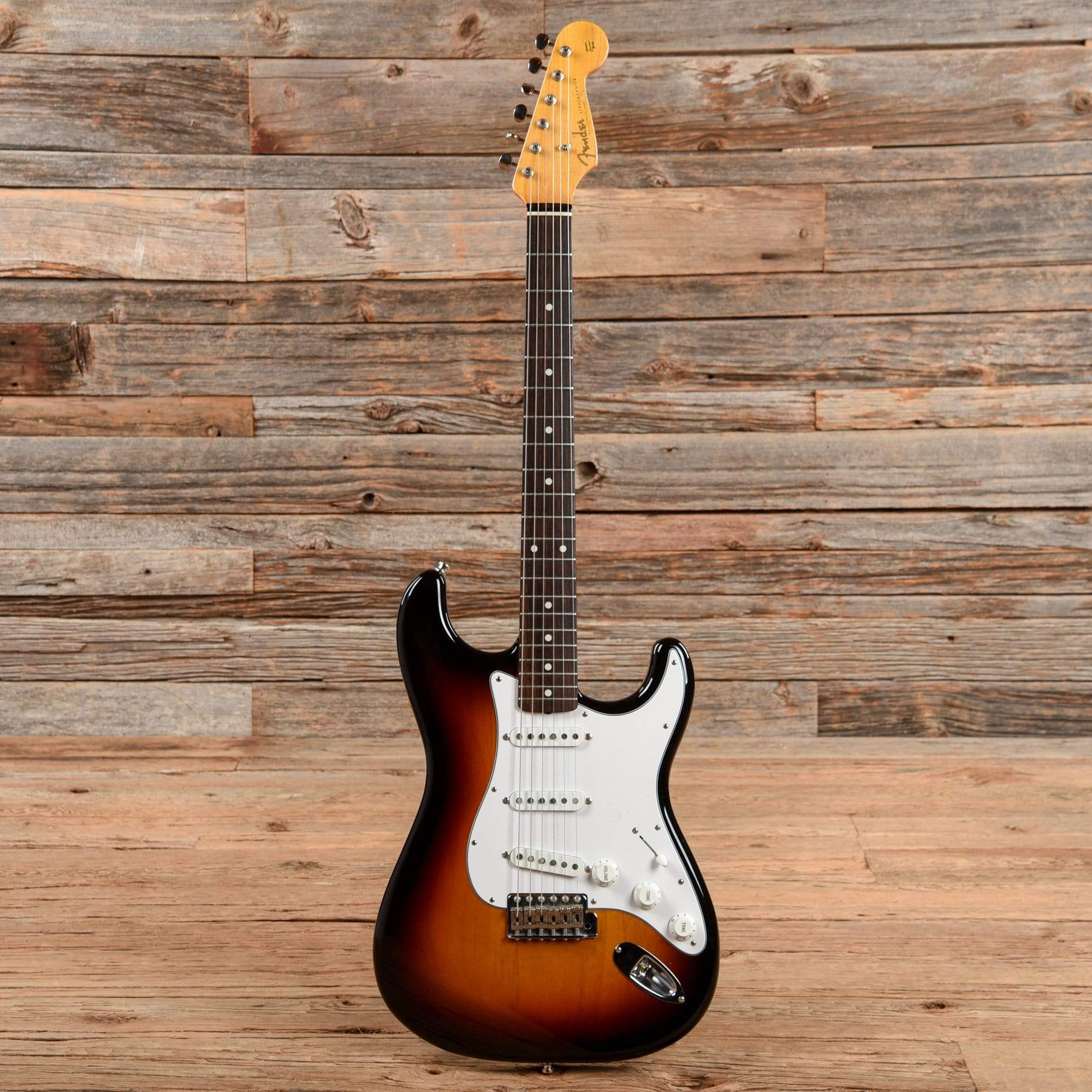 Fender ST-62 Stratocaster Sunburst – Chicago Music Exchange