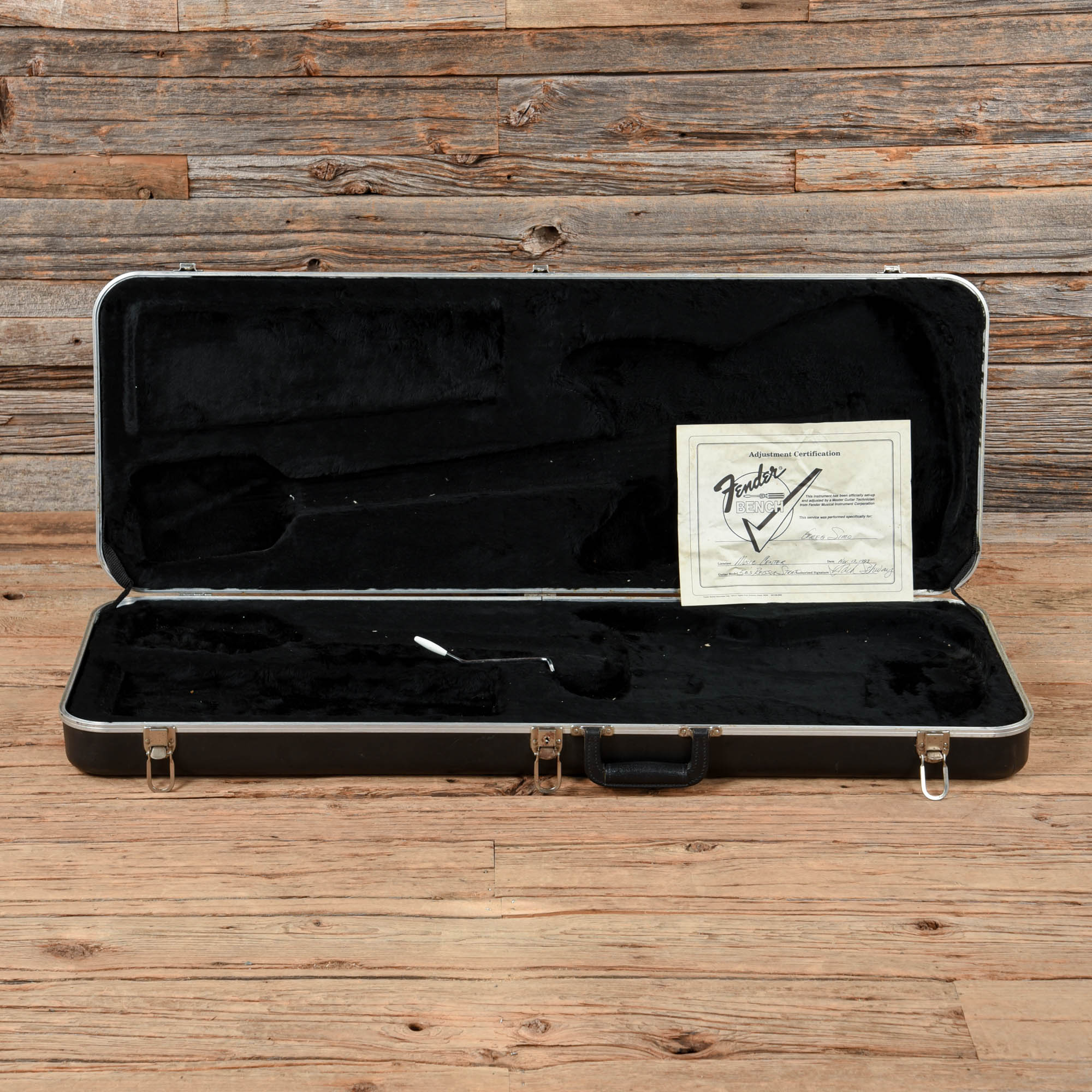Fender ST-STD Stratocaster – Chicago Music Exchange