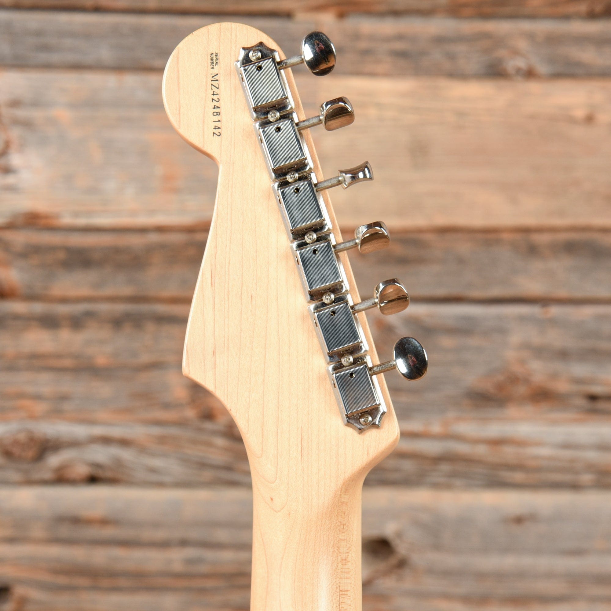 Fender Standard Stratocaster Black 2005 – Chicago Music Exchange