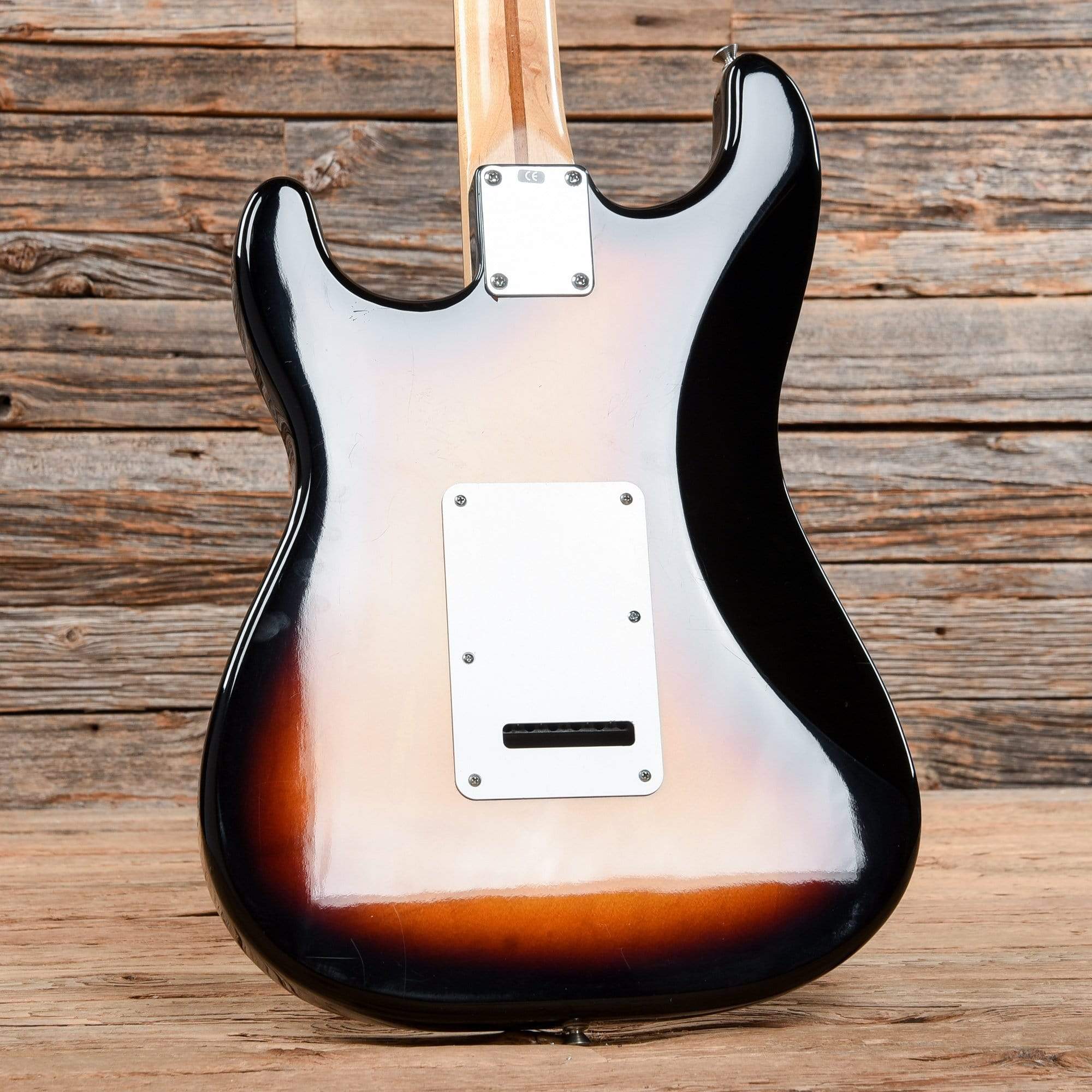 Fender Standard Stratocaster Brown Sunburst 2001 – Chicago Music Exchange