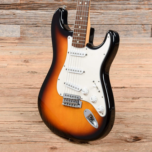Fender Standard Stratocaster Brown Sunburst 2001 – Chicago Music Exchange