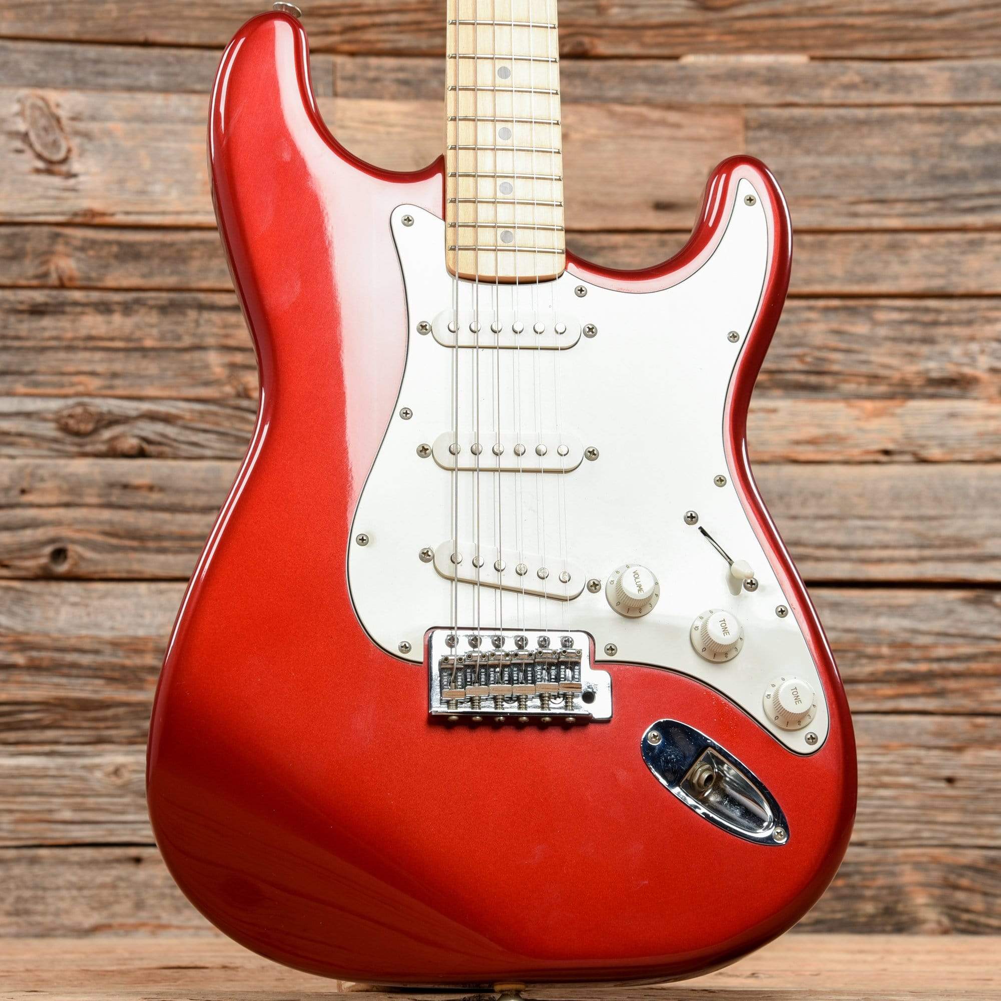 Fender Standard Stratocaster Candy Apple Red 1990 – Chicago Music Exchange