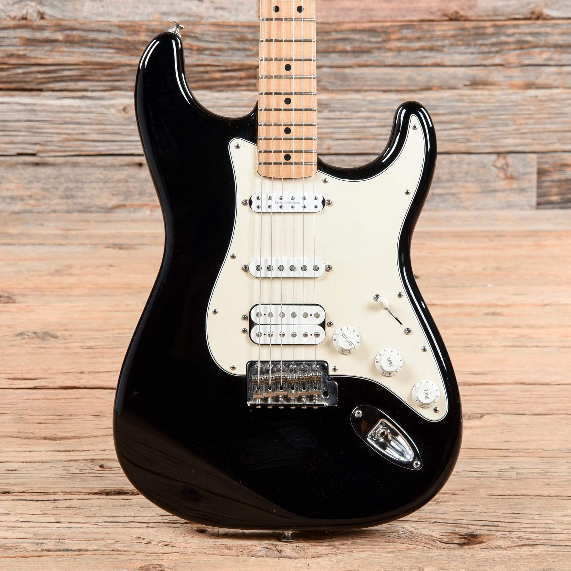 Fender Standard Stratocaster HSS Black 2006 – Chicago Music Exchange