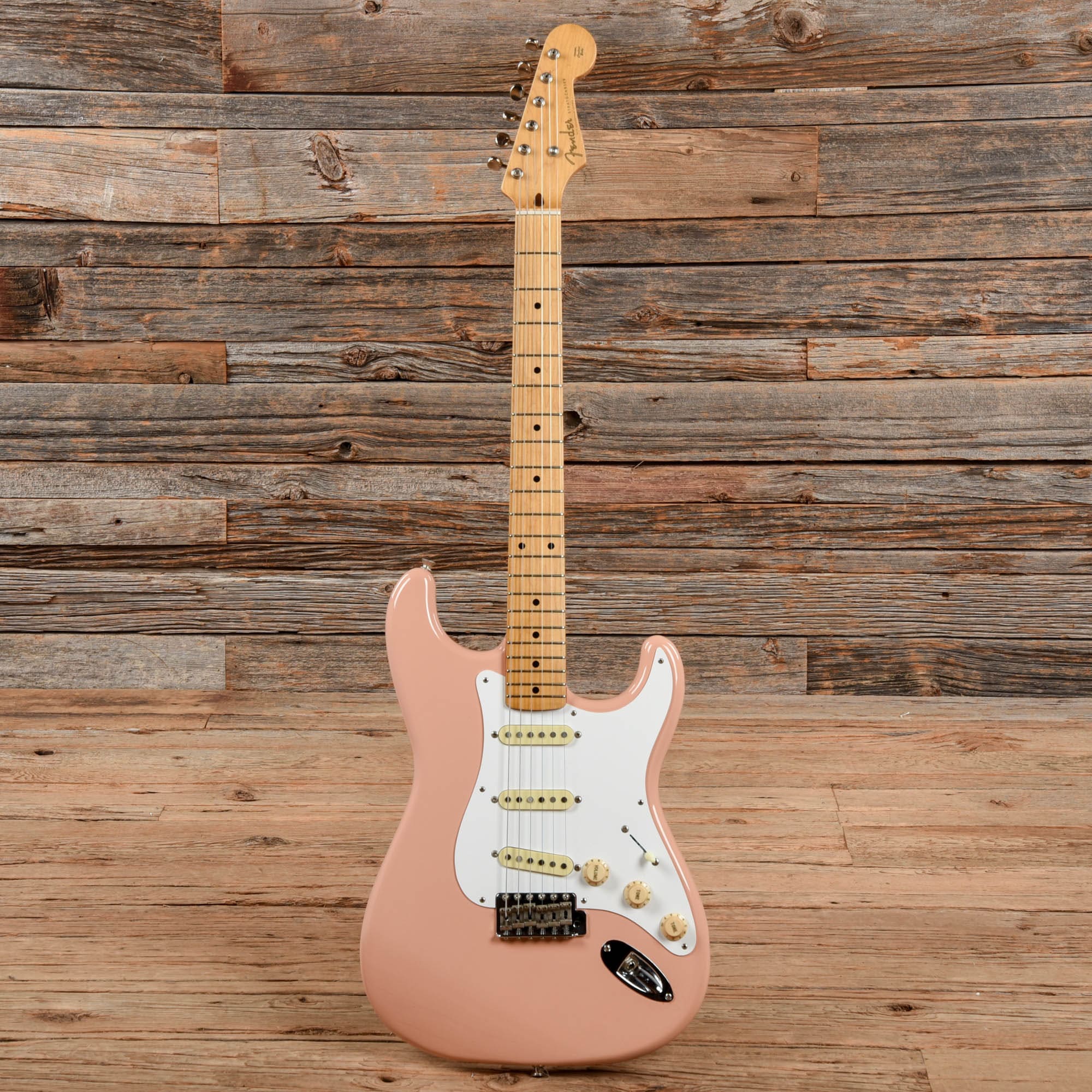 Fender Stratocaster Shell Pink 1995 – Chicago Music Exchange