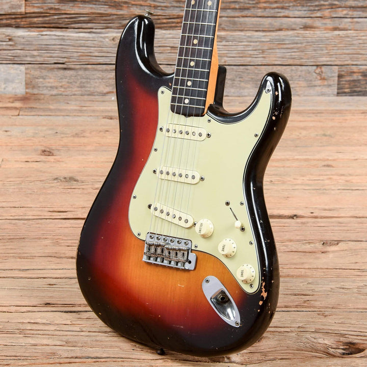 Fender Stratocaster Sunburst 1961 – Chicago Music Exchange