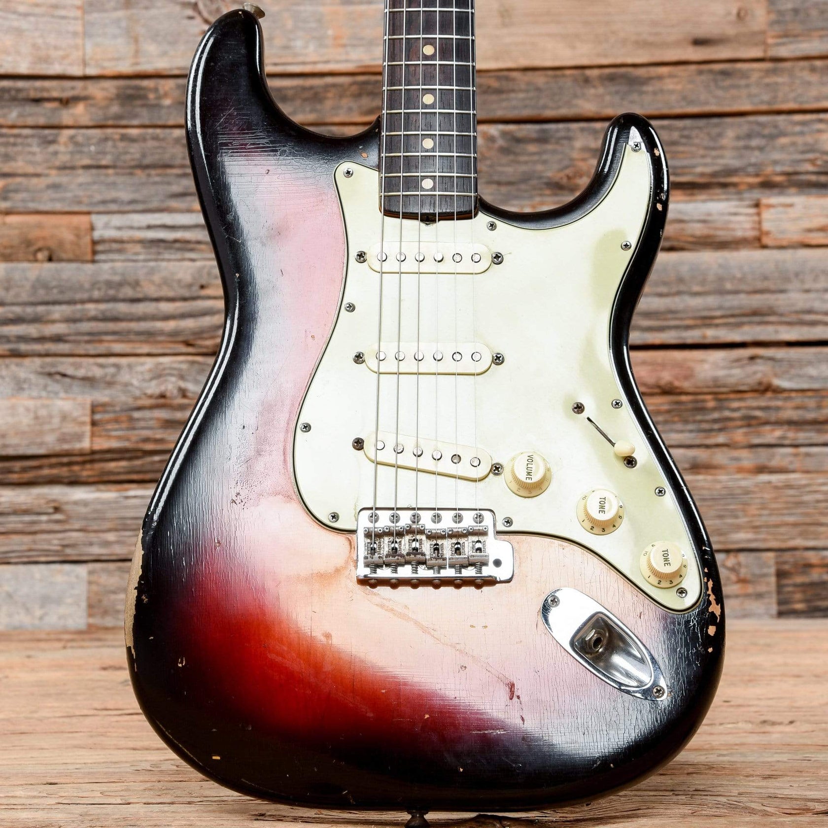 Fender Stratocaster Sunburst 1961 – Chicago Music Exchange