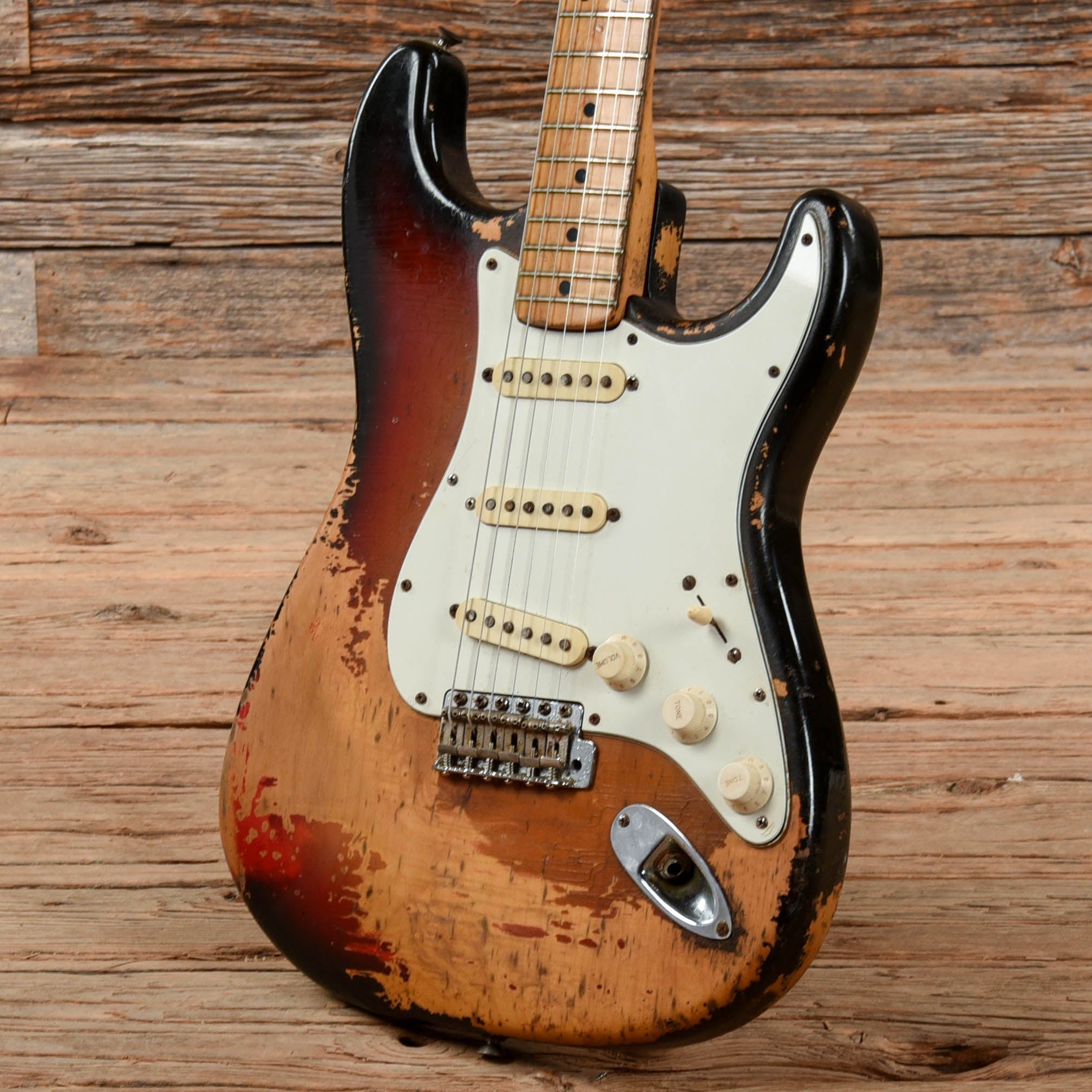 1973 Fender Stratocaster, Sunburst – ADVAOL