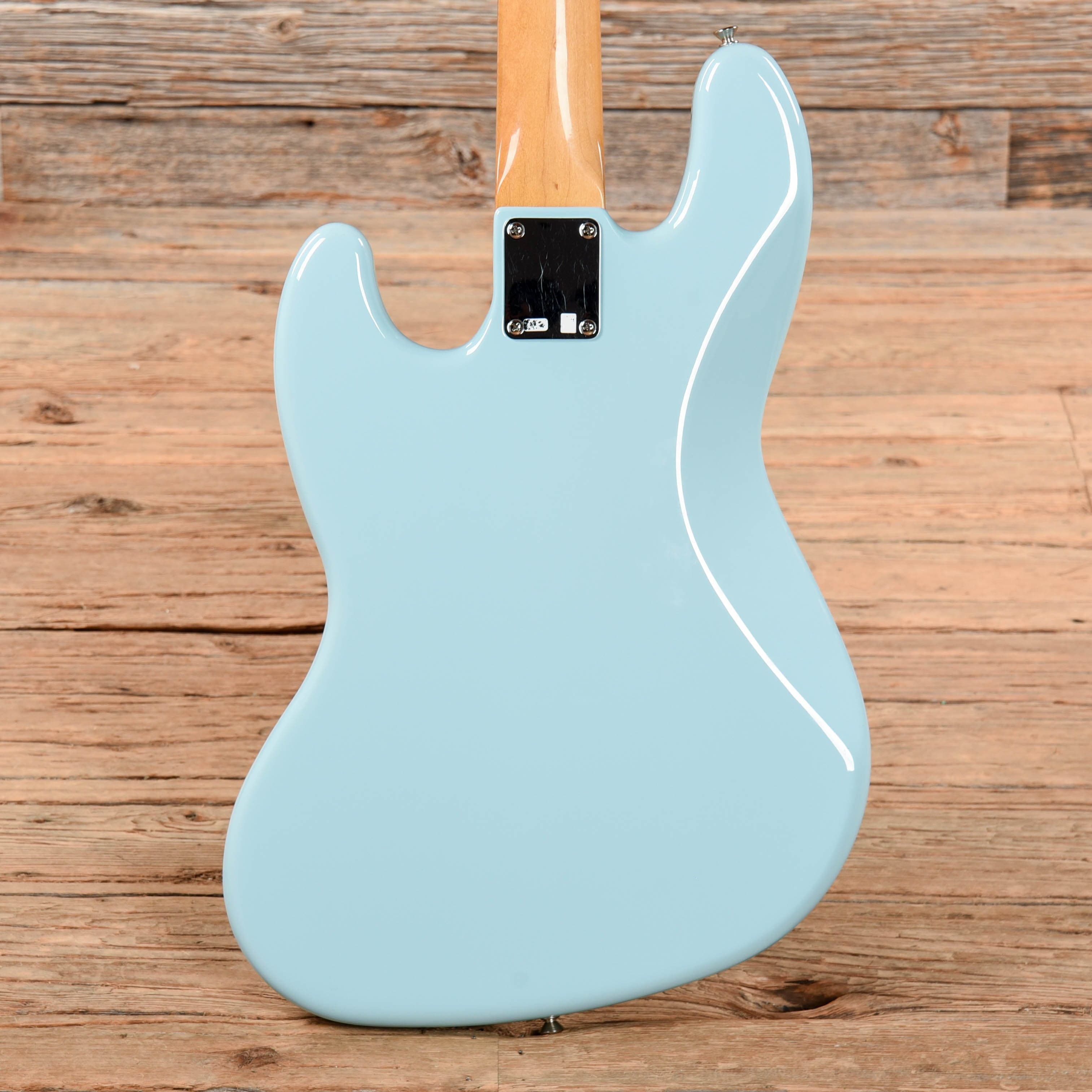 Fender Vintera 60s Jazz Bass Daphne Blue – Chicago Music Exchange