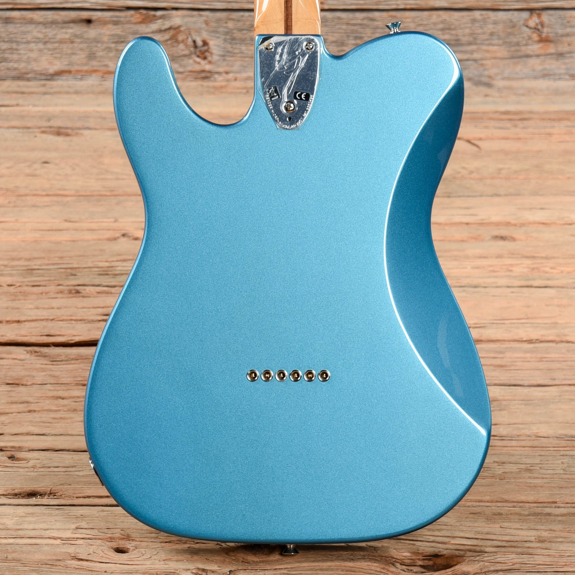 Fender Vintera '70s Telecaster Deluxe Lake Placid Blue w/3-Ply Black P – Chicago Music Exchange