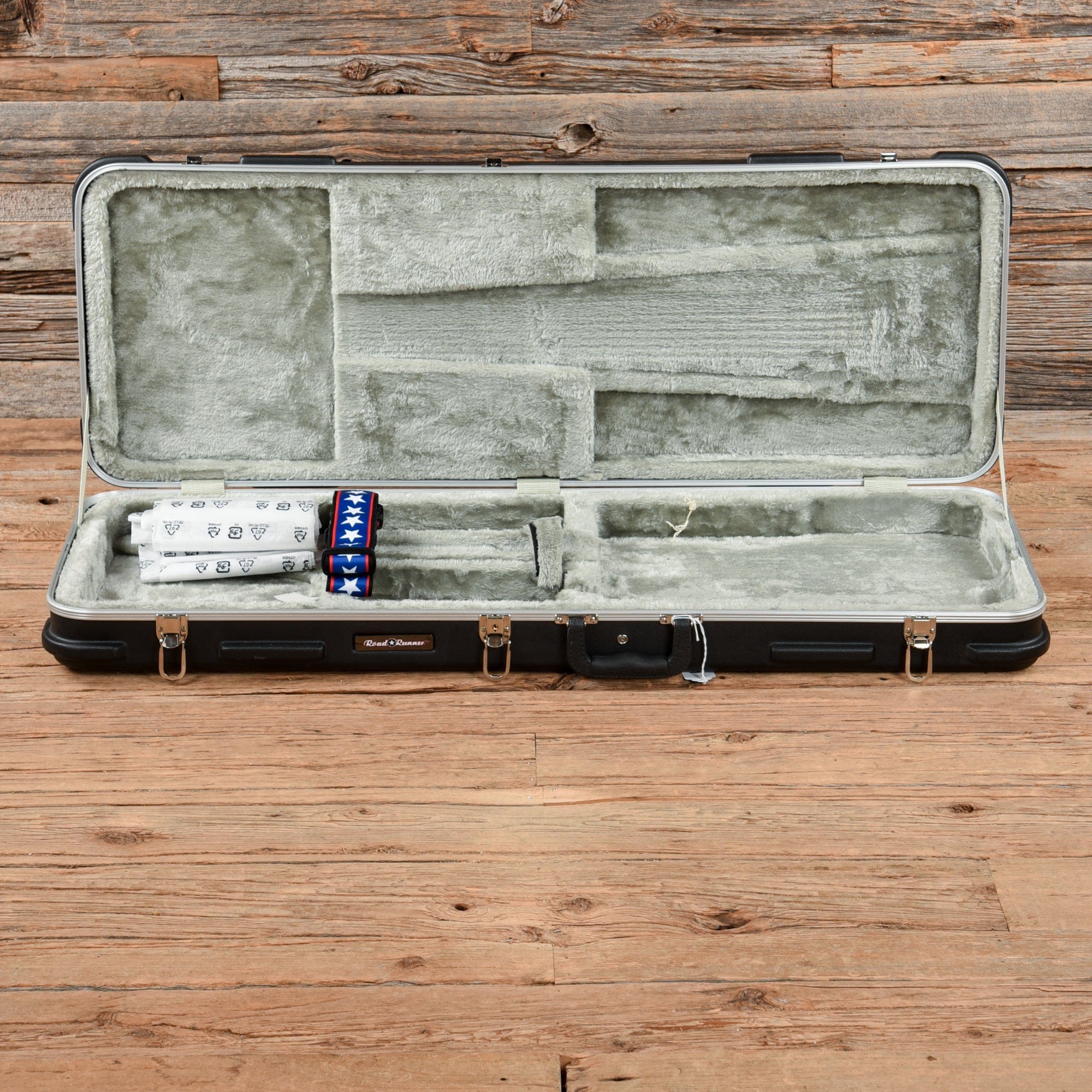 Fender Wayne Kramer Stratocaster Red/White/Blue 2010 – Chicago Music ...