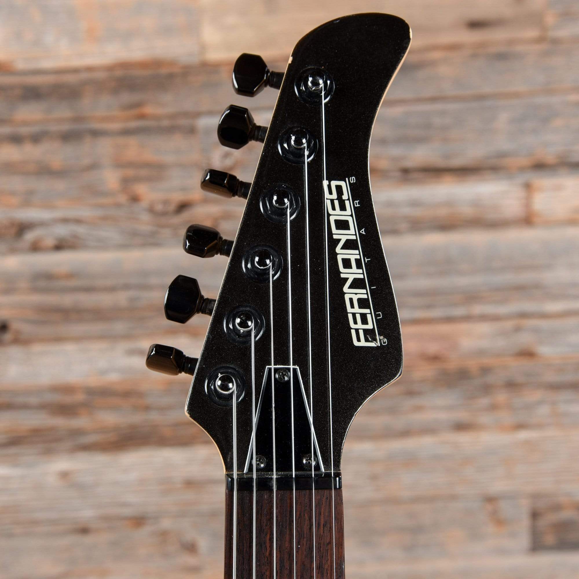 Fernandes Revolver Black – Chicago Music Exchange