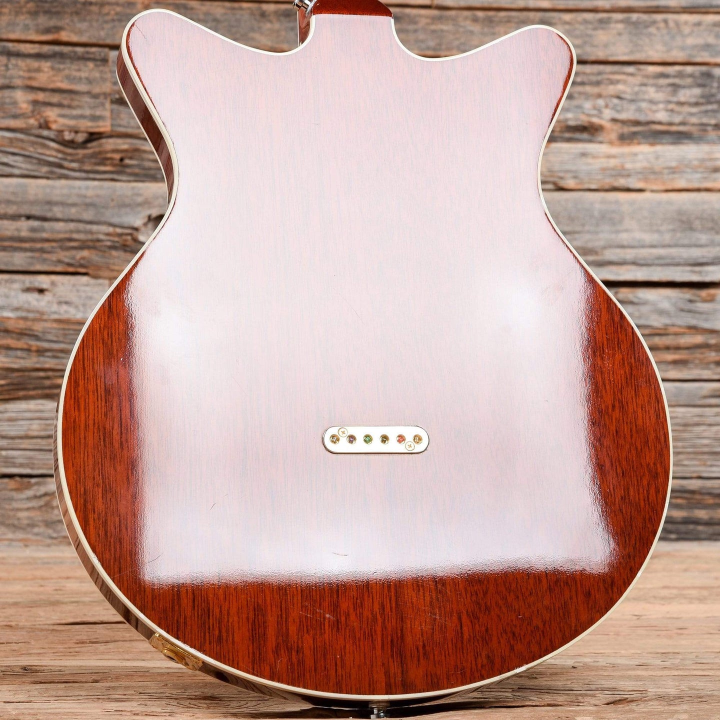 First Act Custom Shop Delia Cola Burst 2005 – Chicago Music Exchange