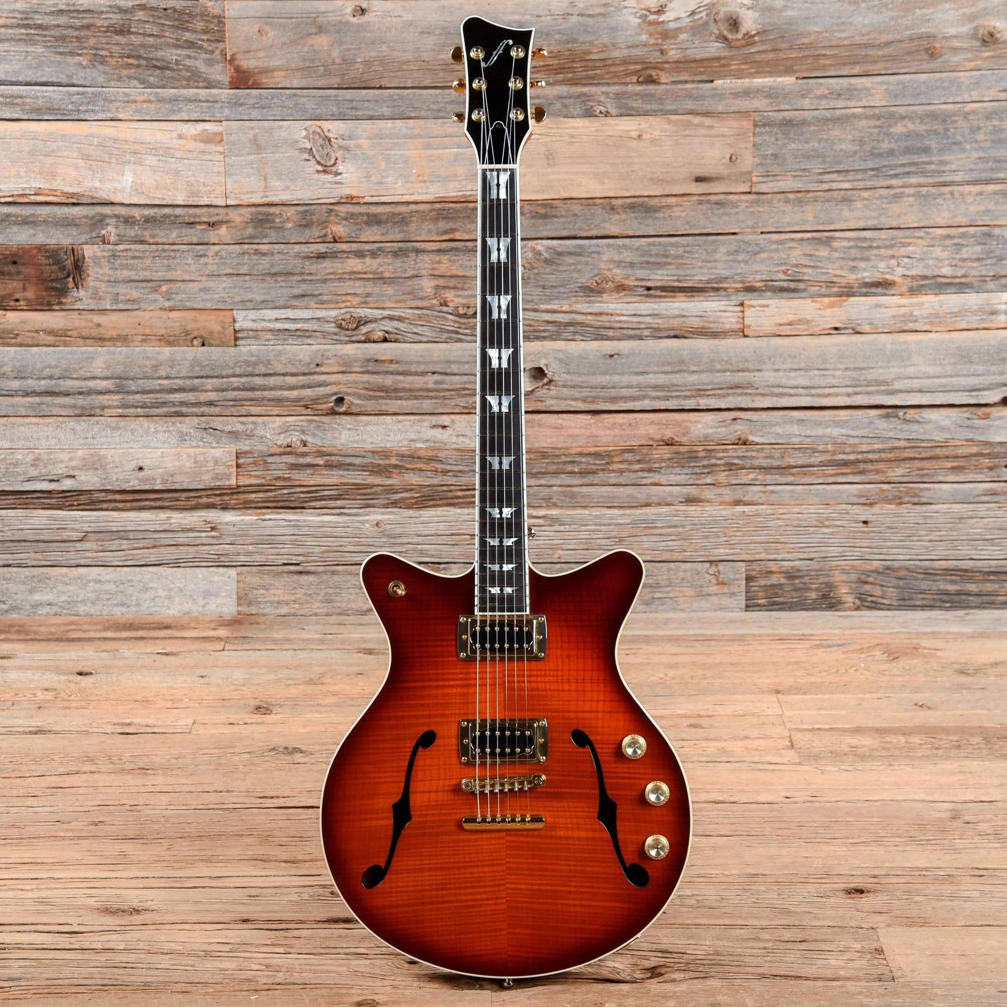 First Act Custom Shop Delia Cola Burst 2005 – Chicago Music Exchange