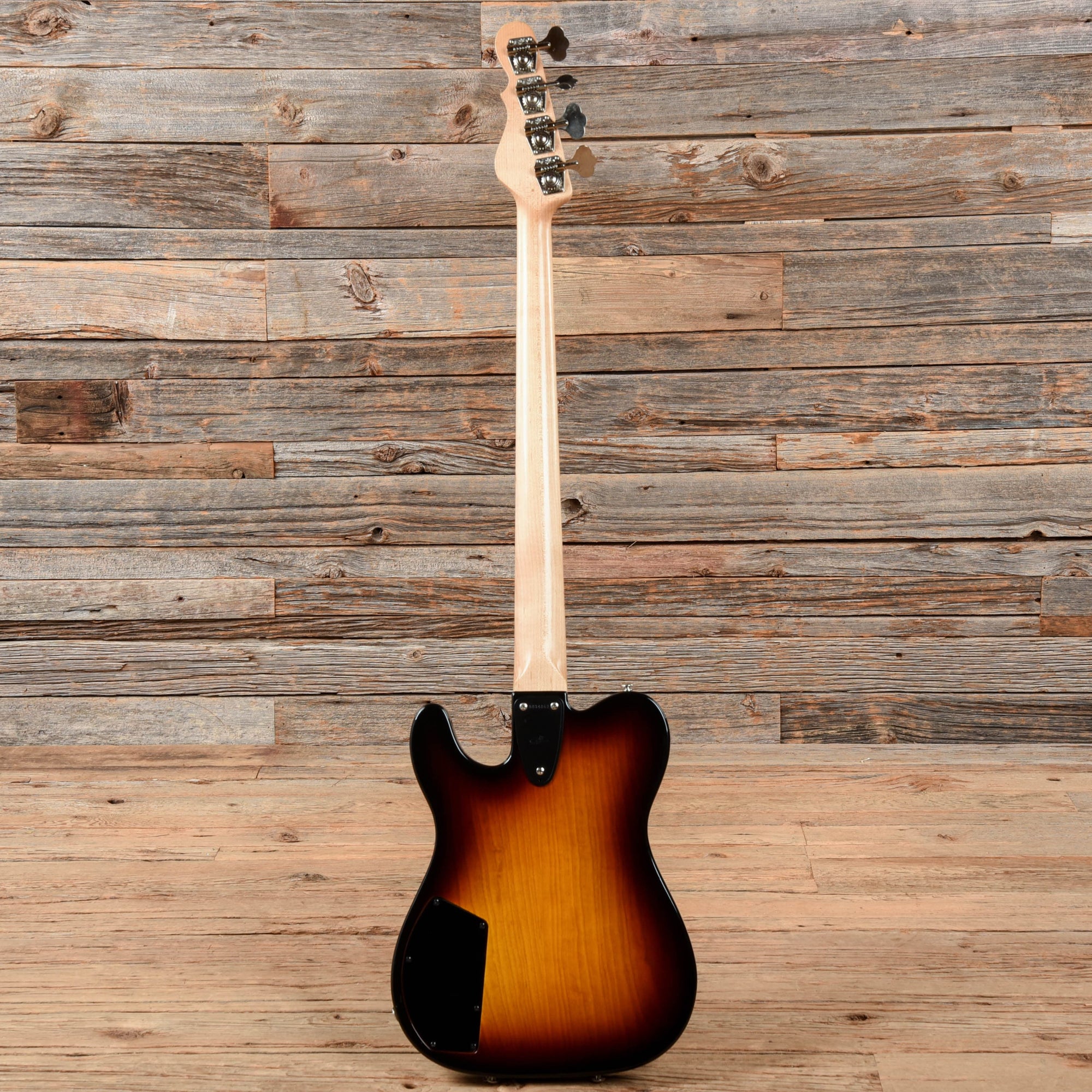 G&L ASAT Bass Semi-Hollow 3-Color Sunburst – Chicago Music Exchange