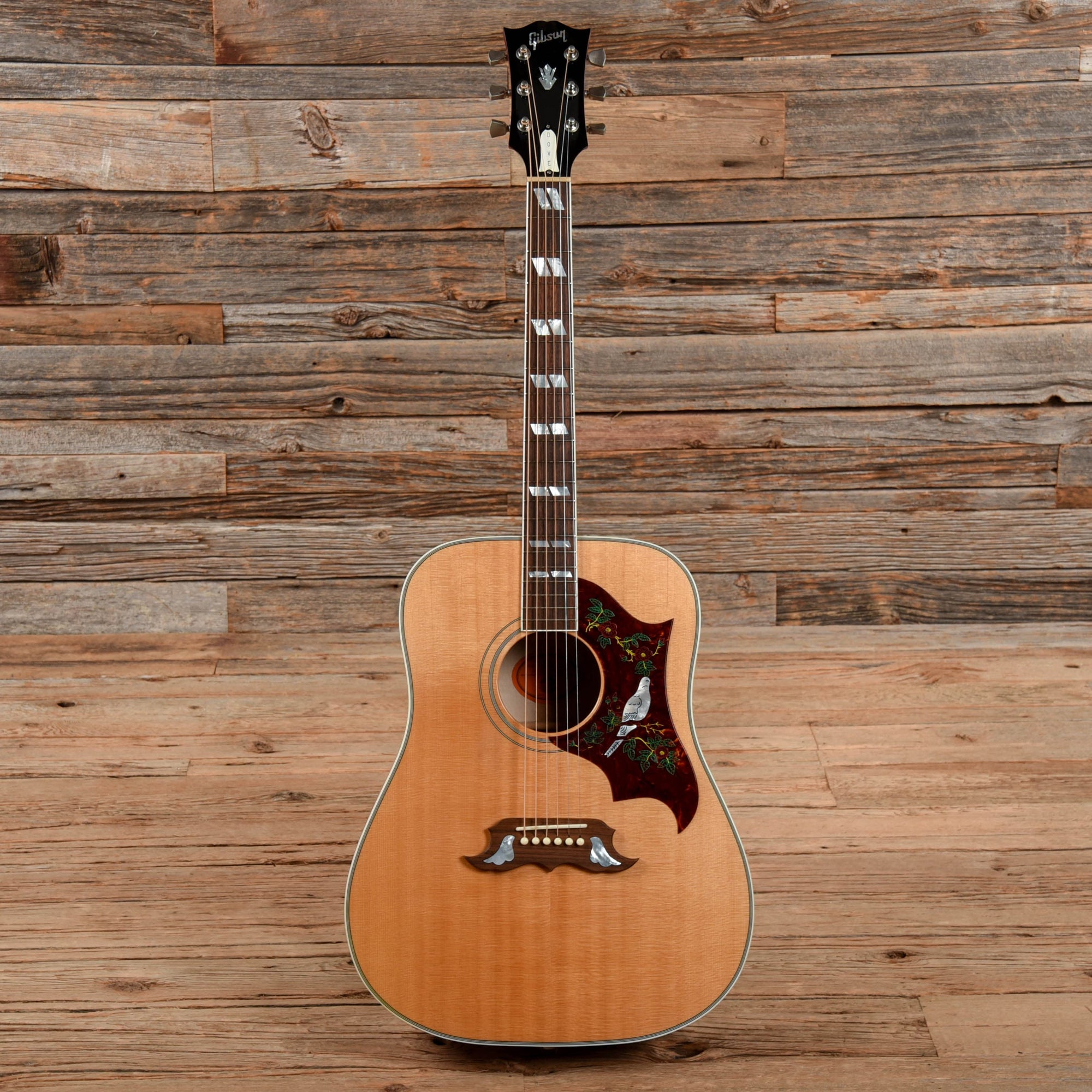 Gibson Dove Natural 2003 – Chicago Music Exchange