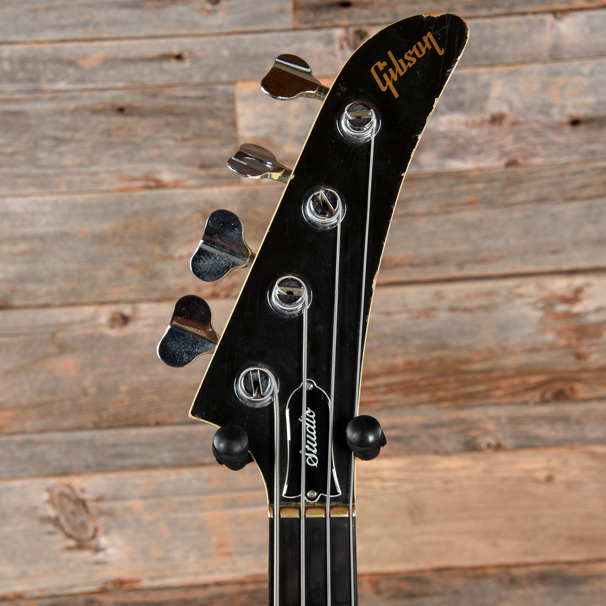 Gibson Explorer Bass Alpine White 1984 – Chicago Music Exchange