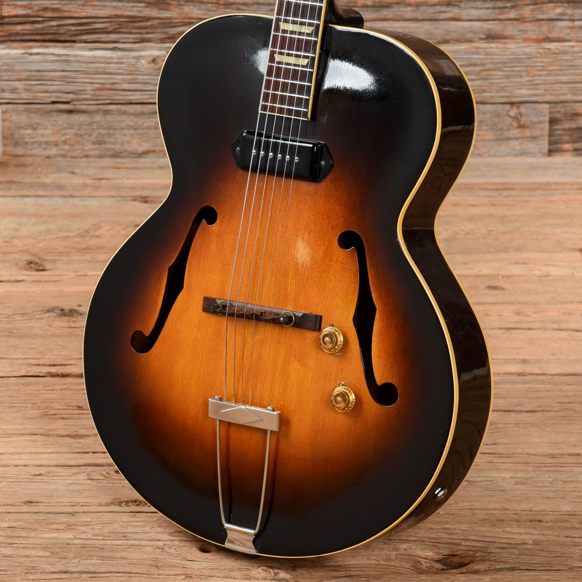Gibson ES-150 Sunburst 1956 – Chicago Music Exchange