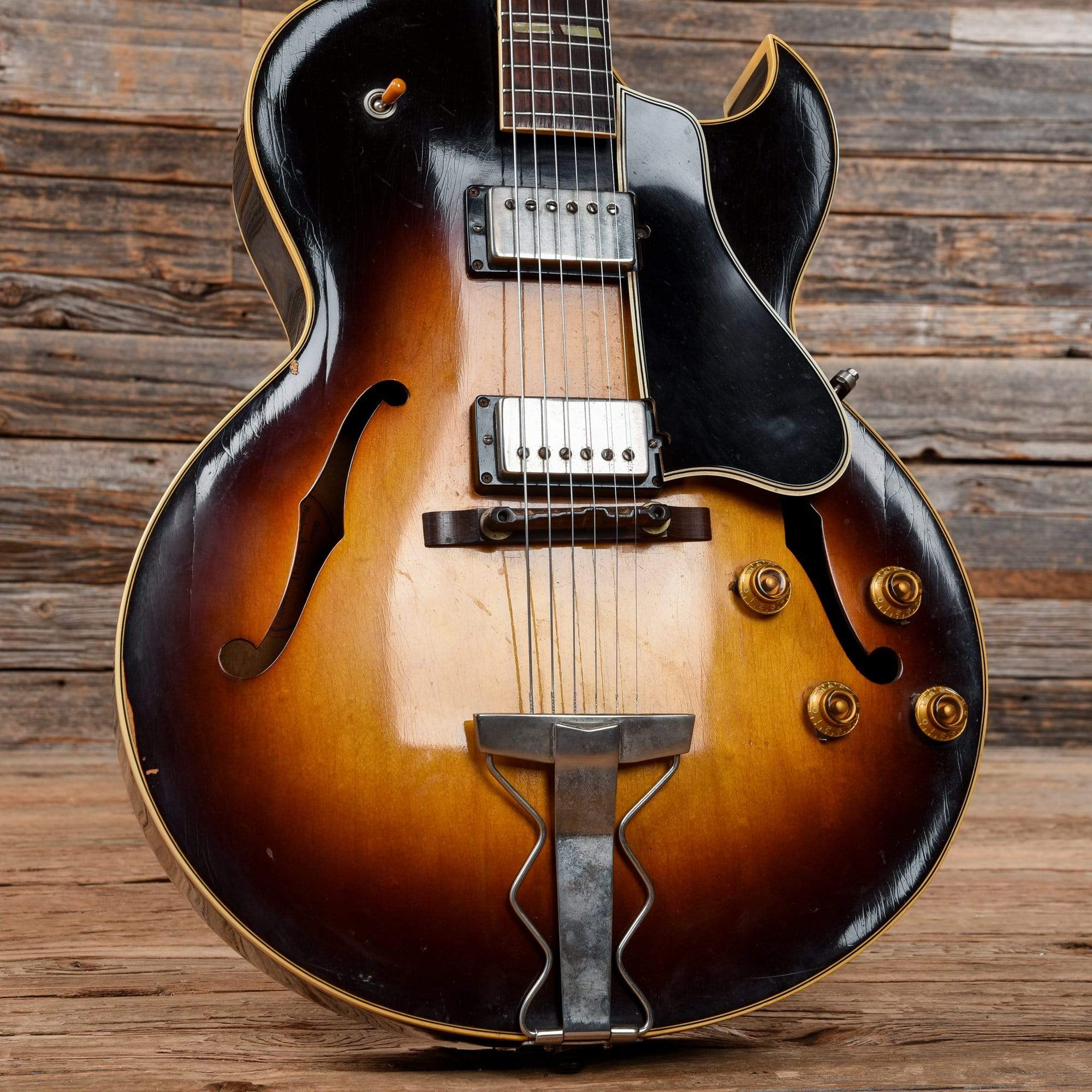 Gibson ES-175D Sunburst 1958 – Chicago Music Exchange