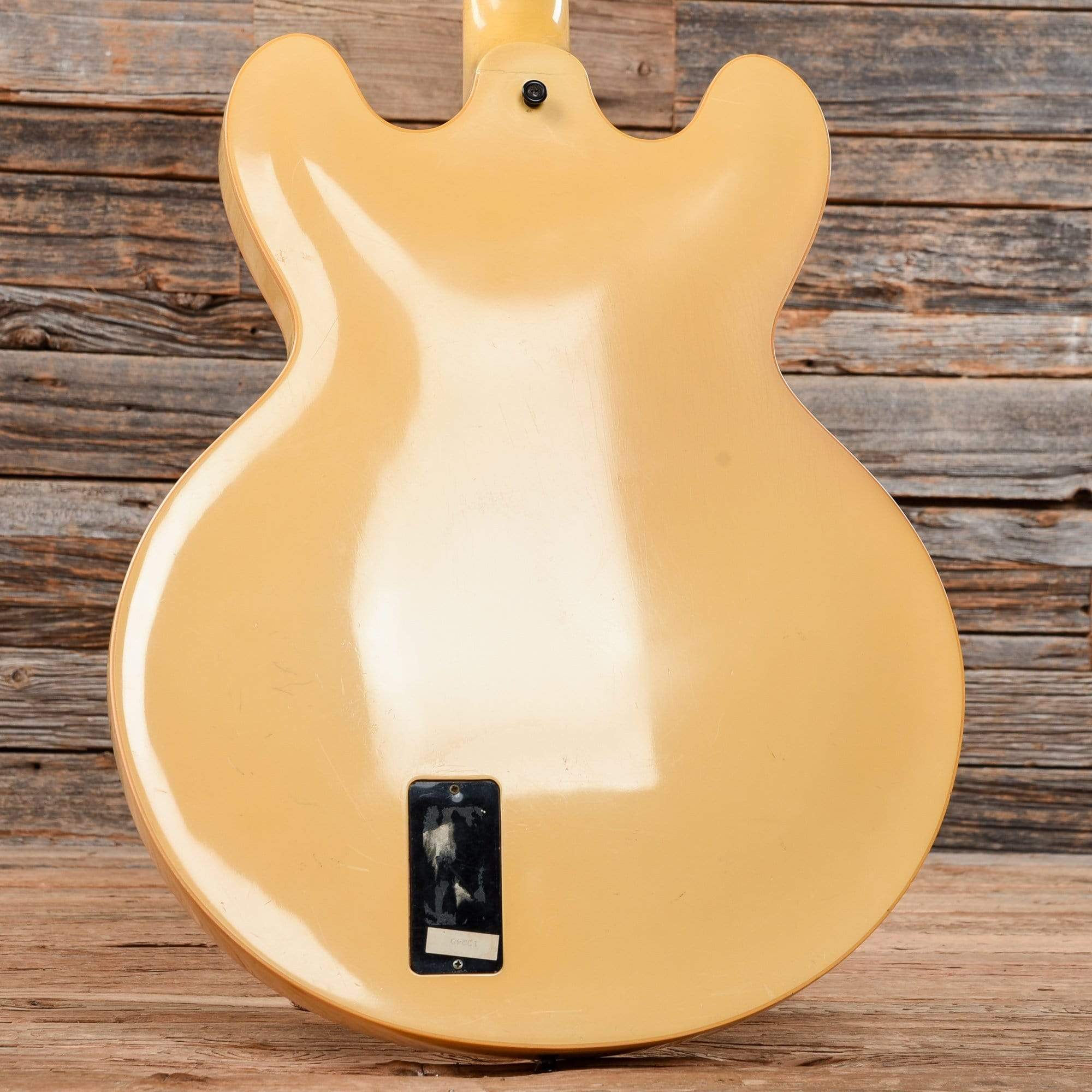 Gibson ES-335 Showcase Edition White 1988 – Chicago Music Exchange